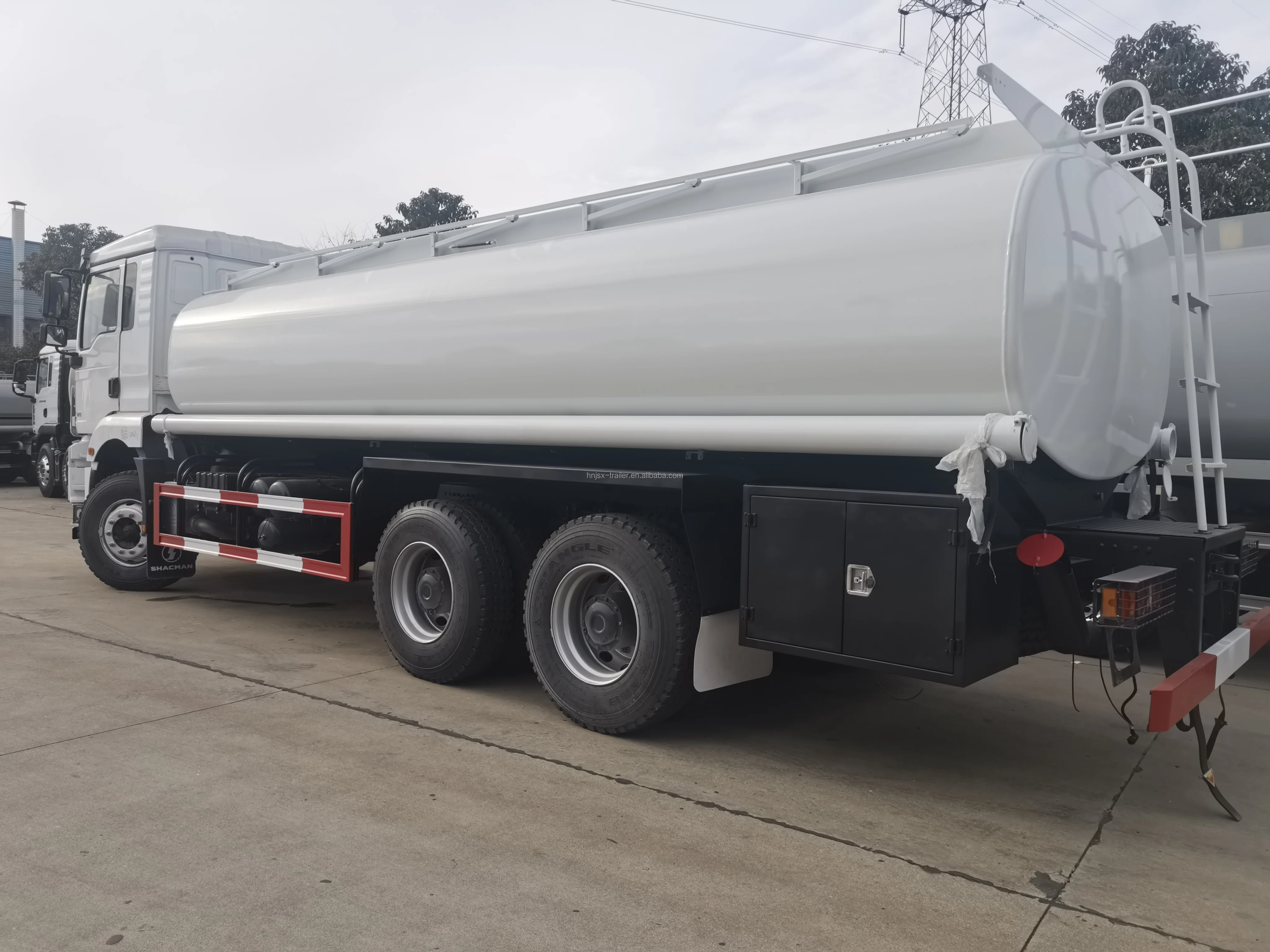 Shacman H3000 6x4 20cbm Fuel Tank Truck Gasoline Oil Diesel Edible Oil Tank Truck - Buy Fuel ...