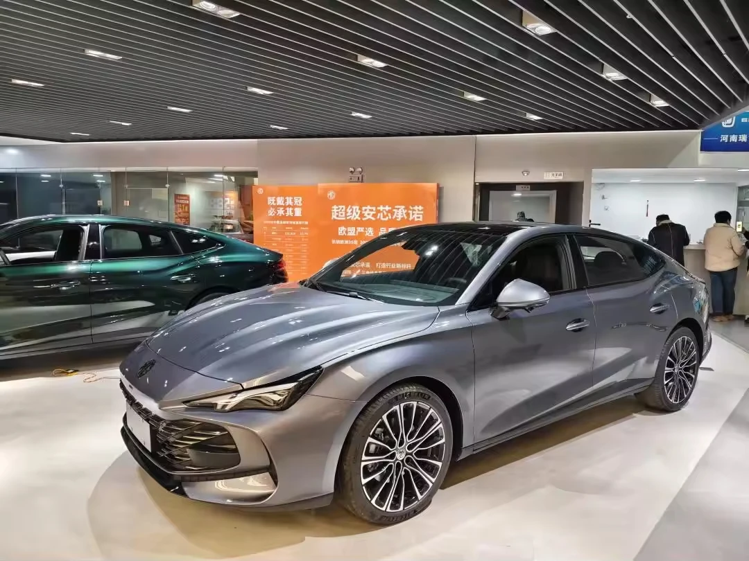 Saic MG 7 2025 1.5T 2.0T Luxury Edition 5 Seats 2wd Gasoline Car MG7 ...