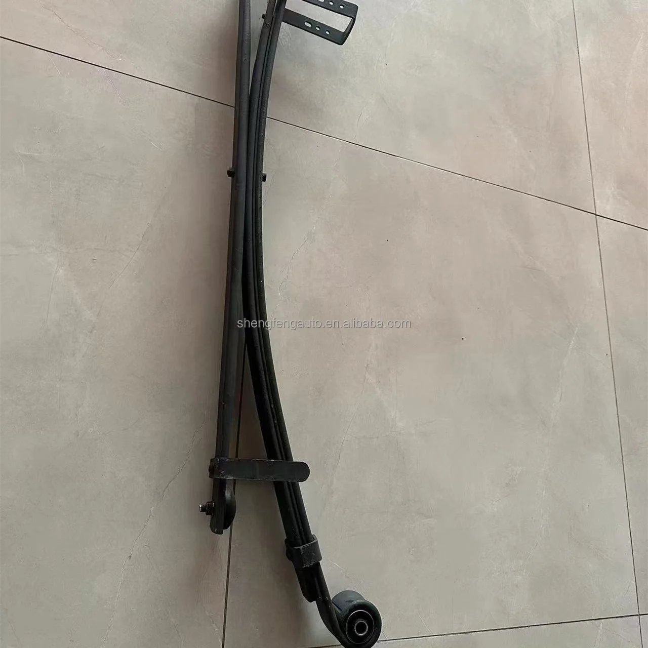 48210-26B70 Leaf Springs for HIACE Vehicles - High Quality