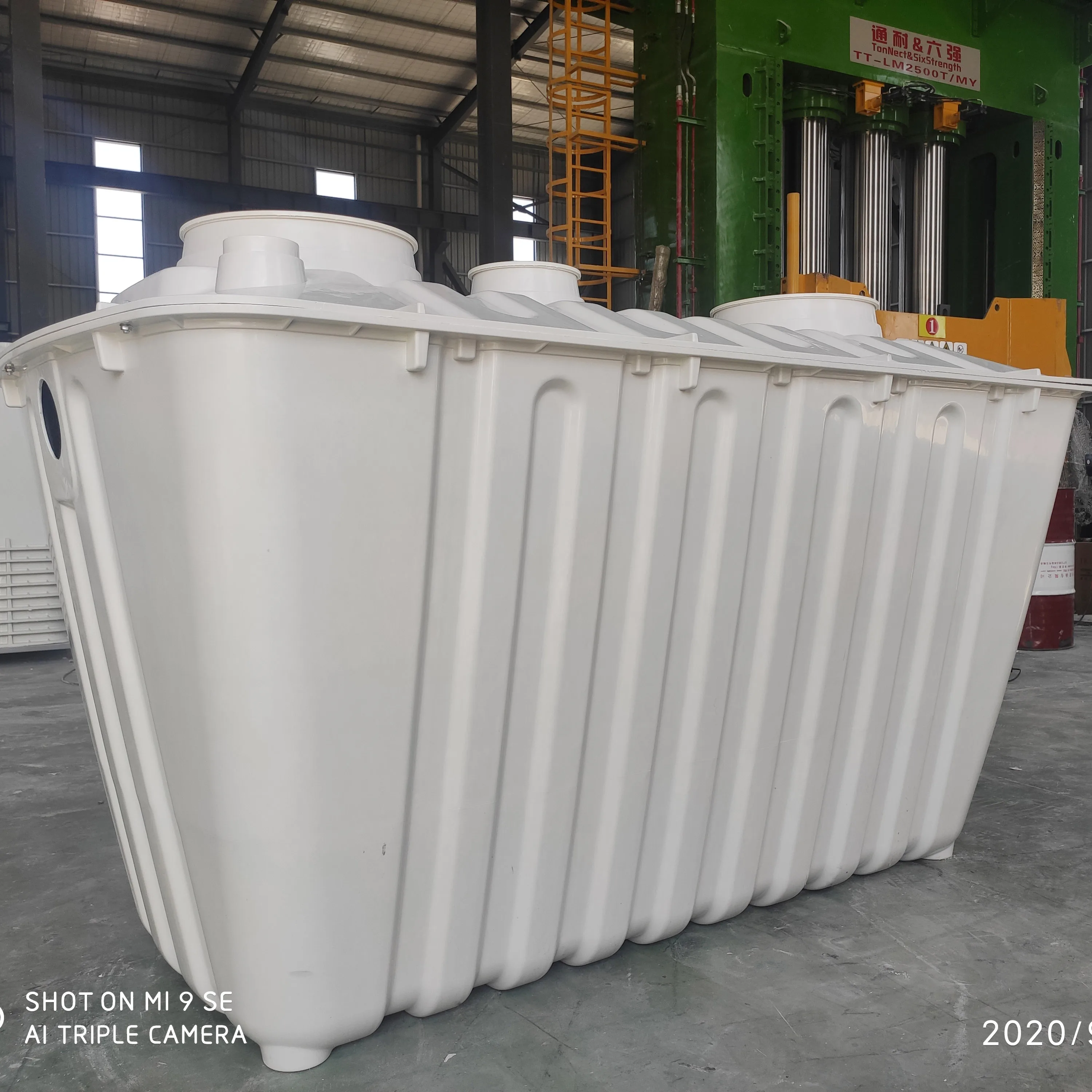 FRP Moulded Fiberglass Septic Tank for Sewage Treatment