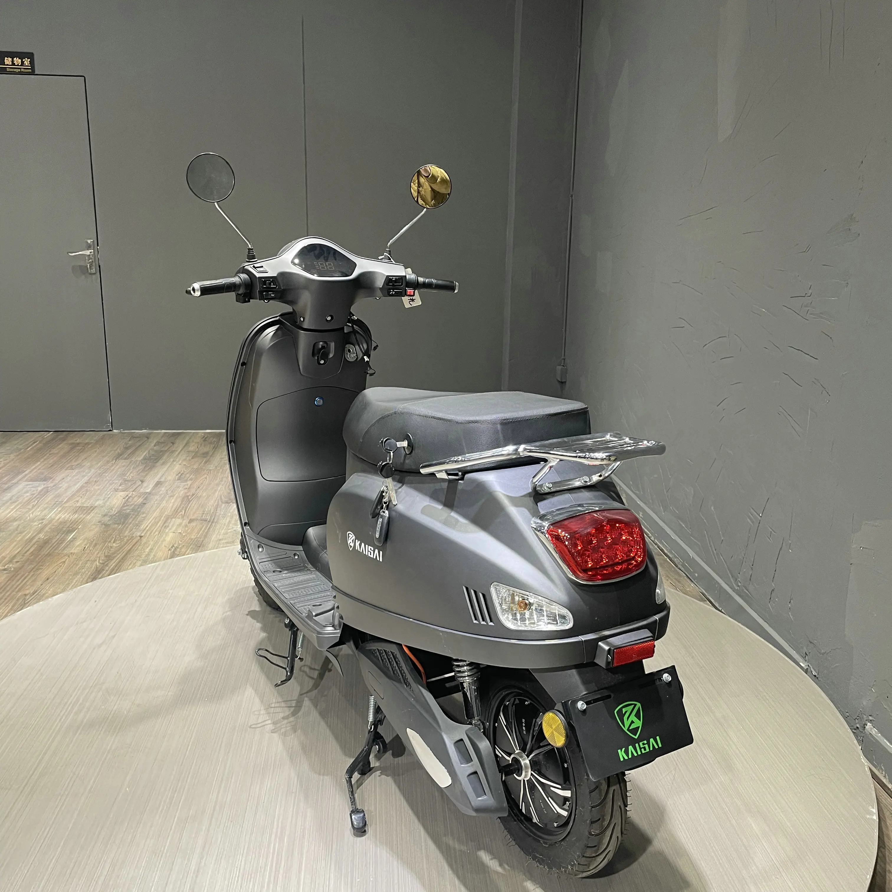 Low Price Long Range Moto 2 Wheel Mobility Electronic Skuter Scooter ...