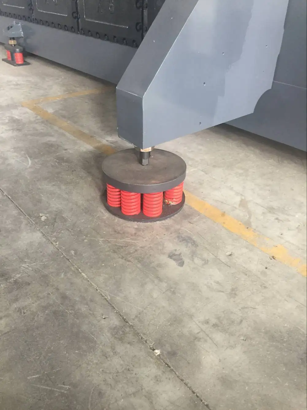 Industrial Equipment Multi Spring Combined Table Type Vibration ...