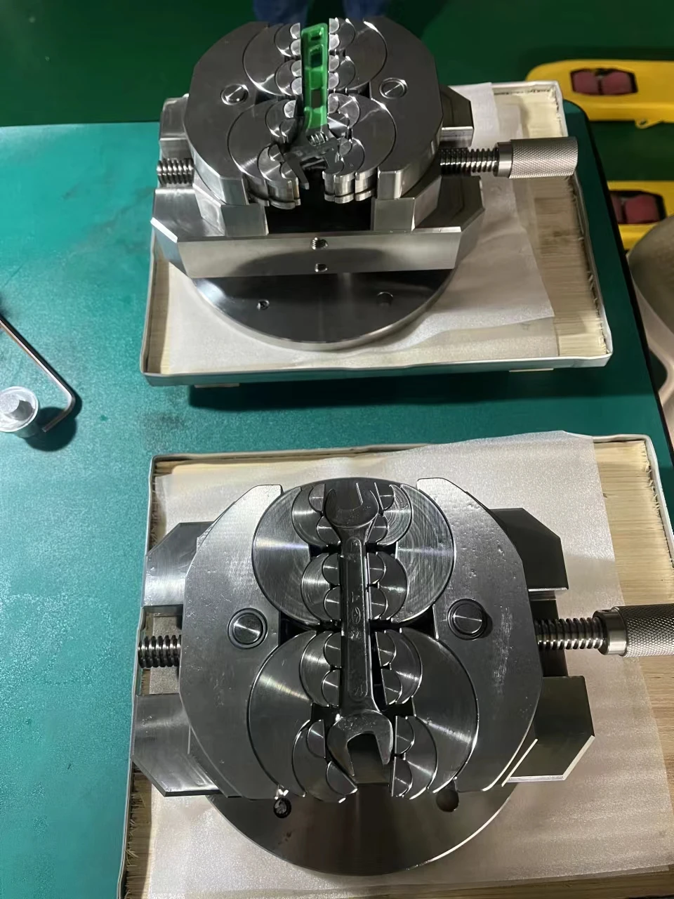 3 Step Stainless Fractal Vise for Universal Clamping – Durable Manual ...