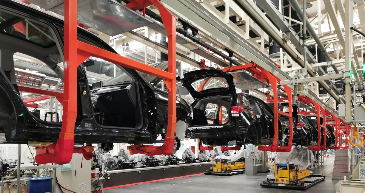 Automatic Overhead Hanger for Vehicle Body Conveyor