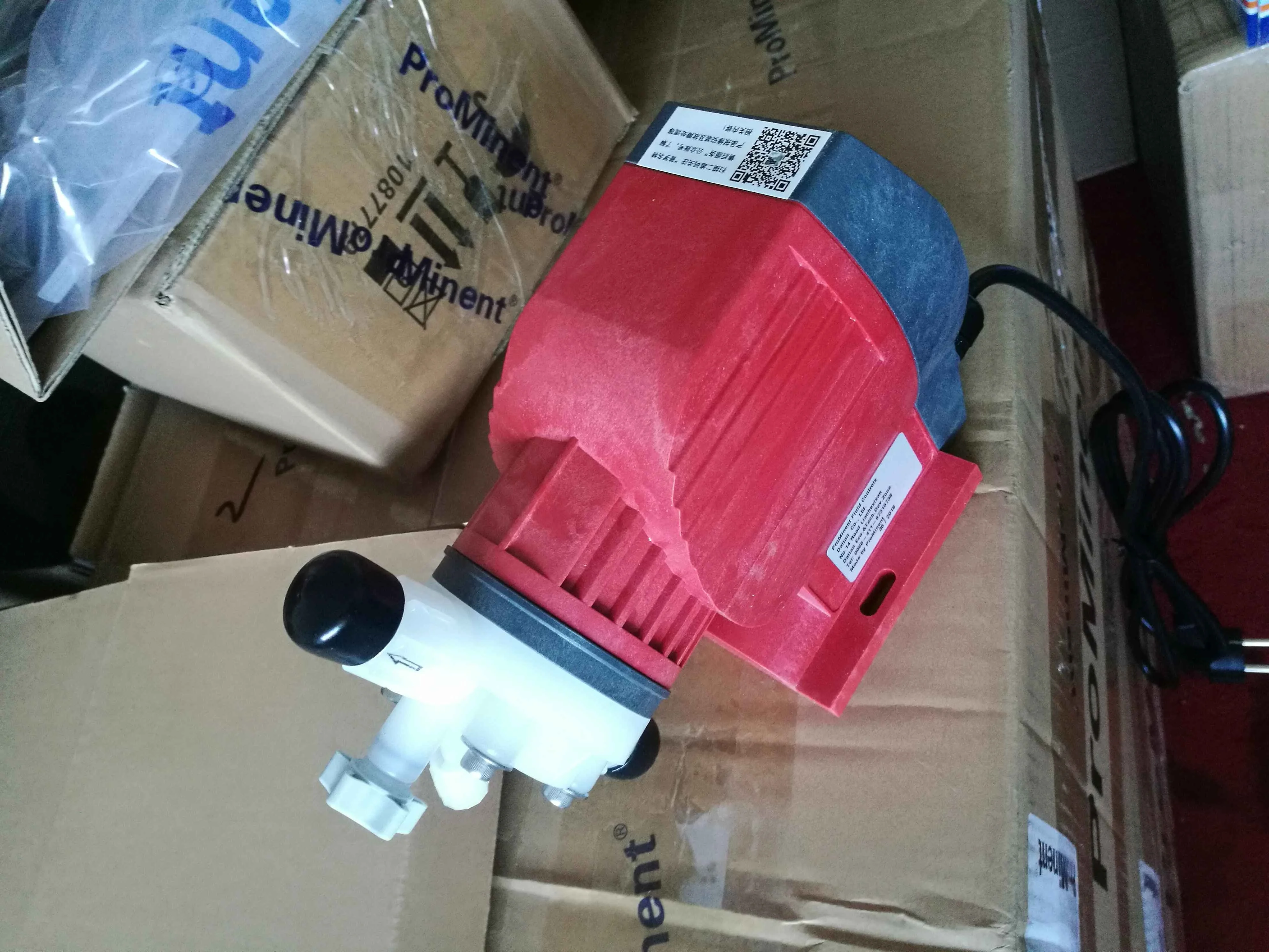 Prominent Dosing Pump - Efficient 220V Electromagnetic Drive