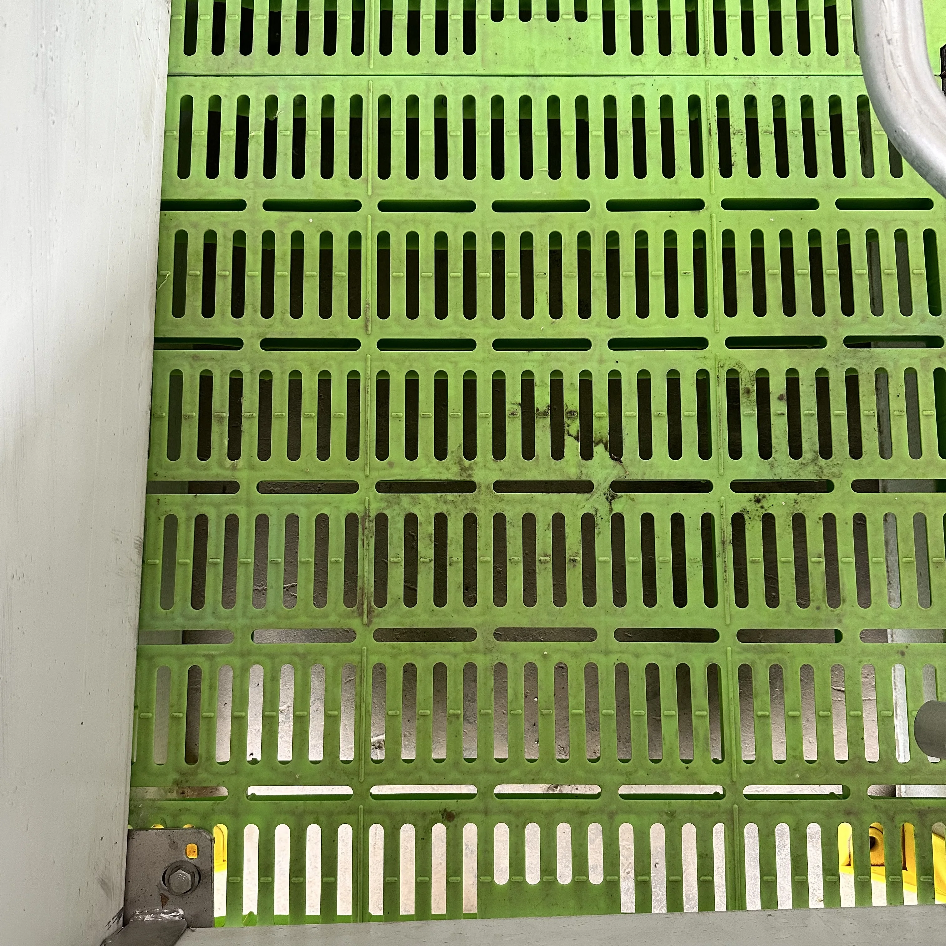 Plastic Floor Matting for Farrowing Crate Slats - Durable & Clean