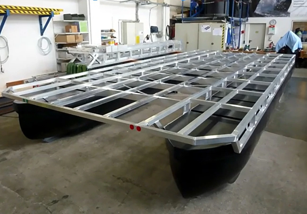 Rotomolding Plastic Pontoon Floats Hdpe Pontoon Tubes For Houseboat ...
