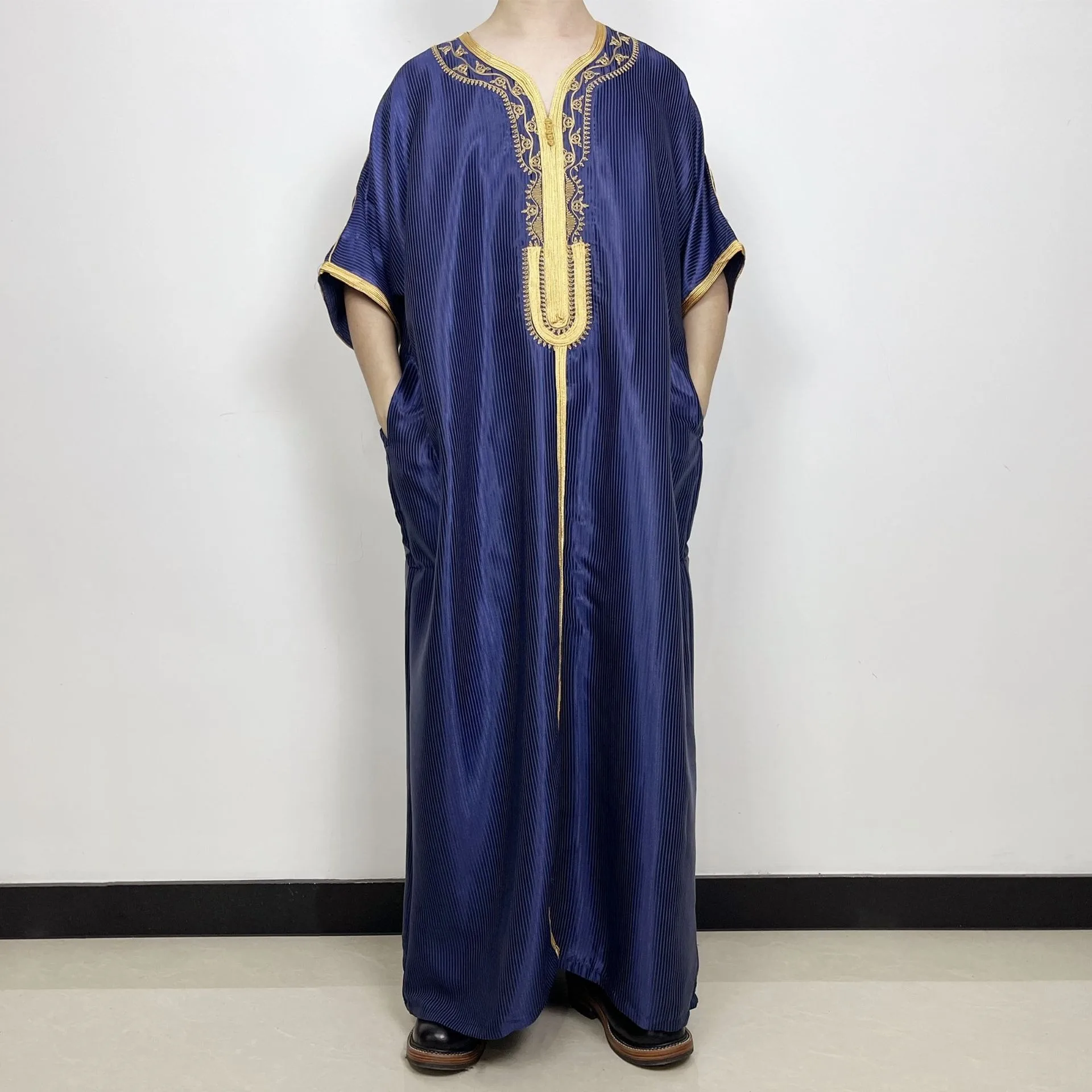 Moroccan Design Men Thobe Embroidery Shiny Fabric Silk Stripe Short ...