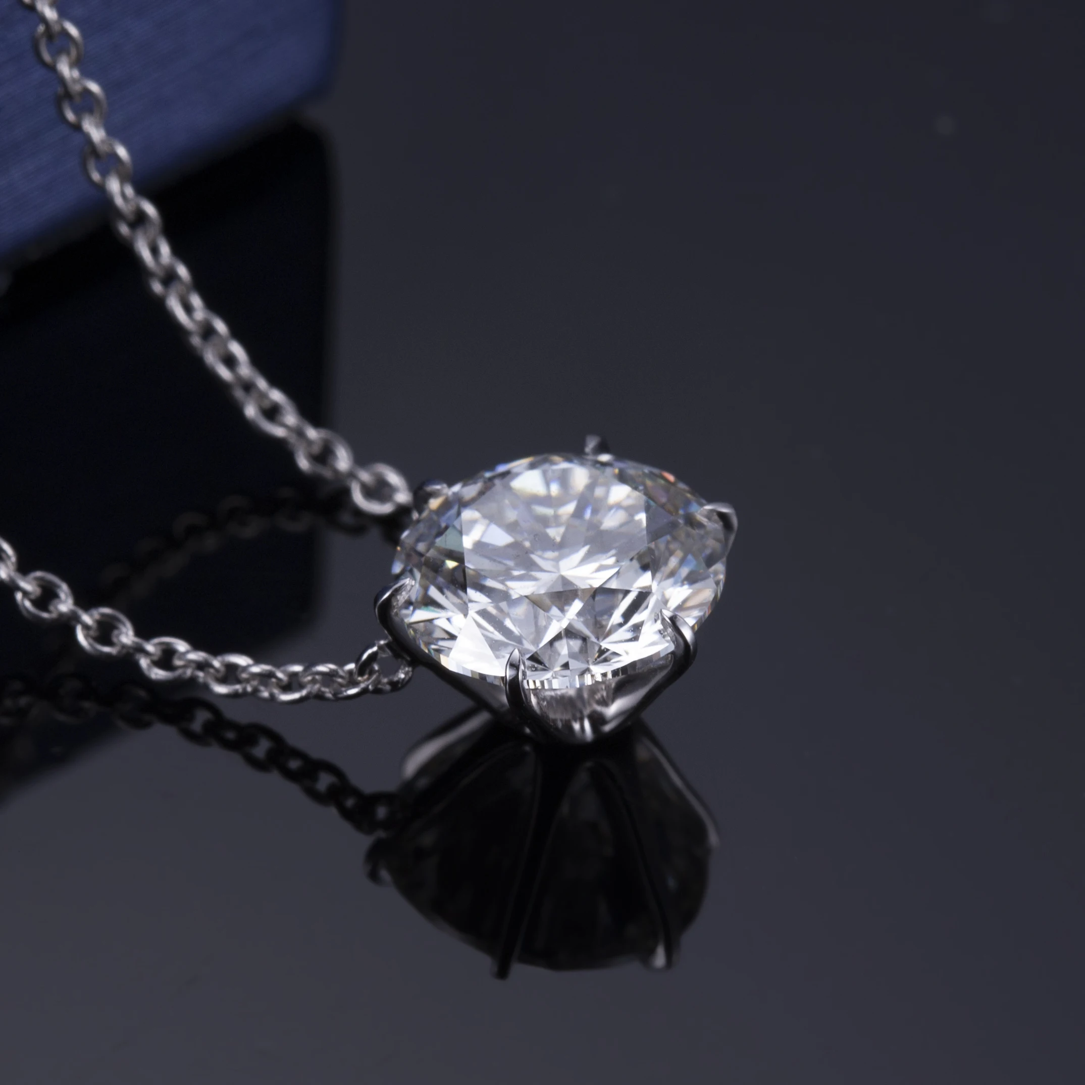 Messi Jewelry 14K White Gold Lab Grown Diamond Necklace