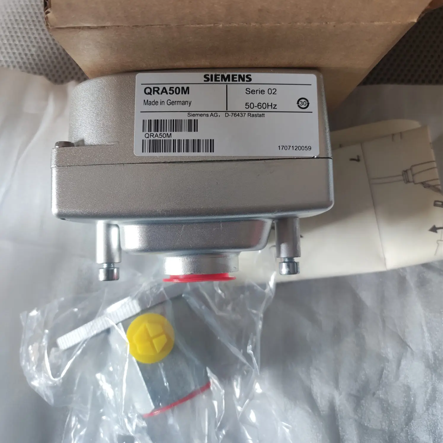 Original Qra50m Uv Flame Detector Best Price - Buy Qra50m,750626,750 ...