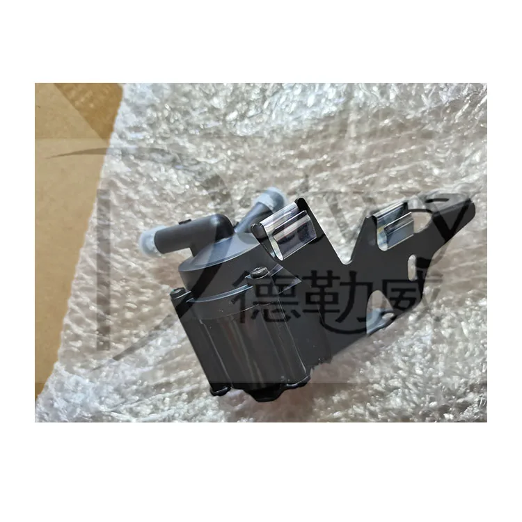 OE 9806790880 Water Pump for Citroen C4 Picasso & Peugeot 207