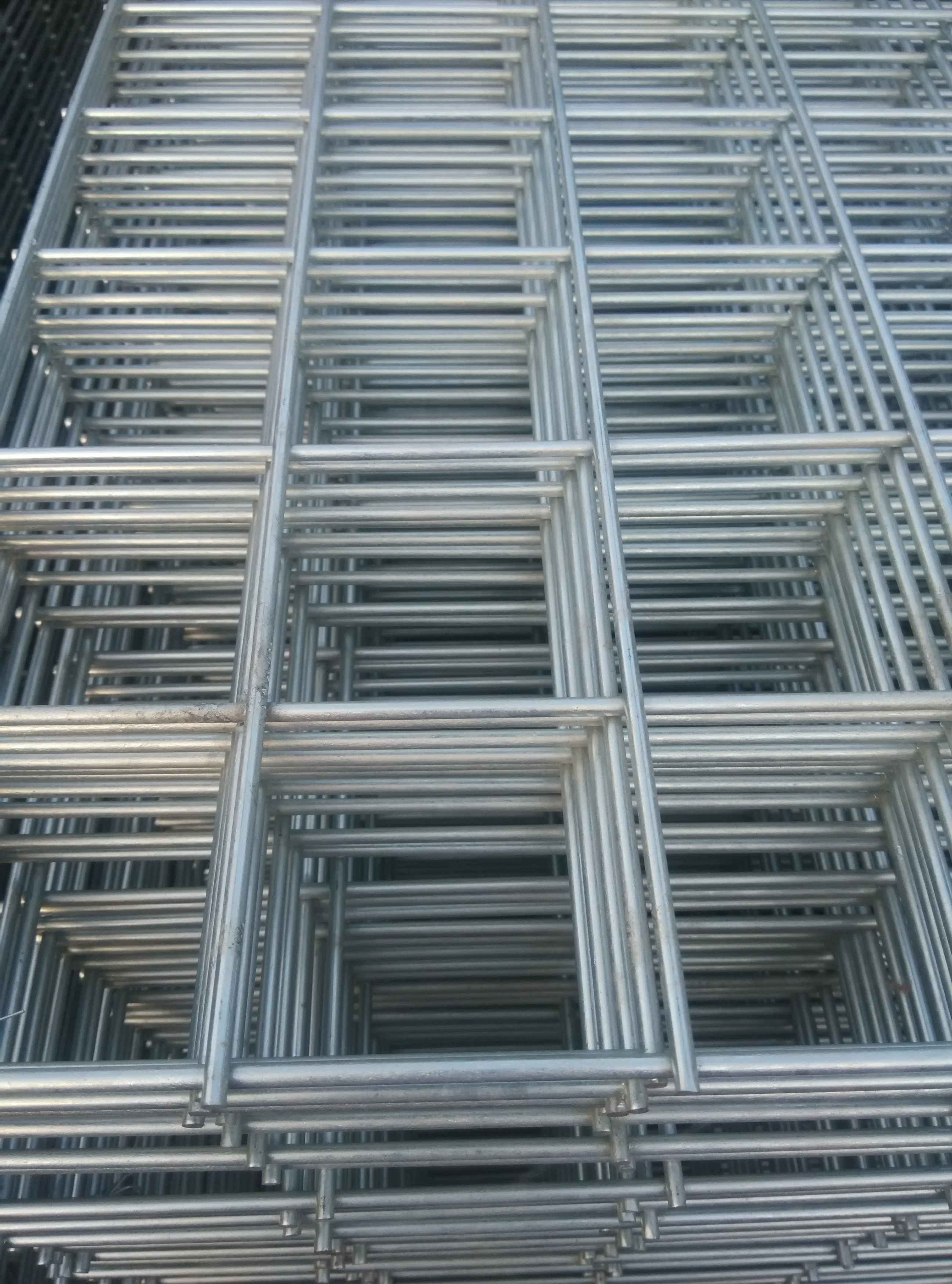 Galvanized Welded Wire Mesh Panel Frequent Hole 5*5cm 5*10cm 10*10cm ...