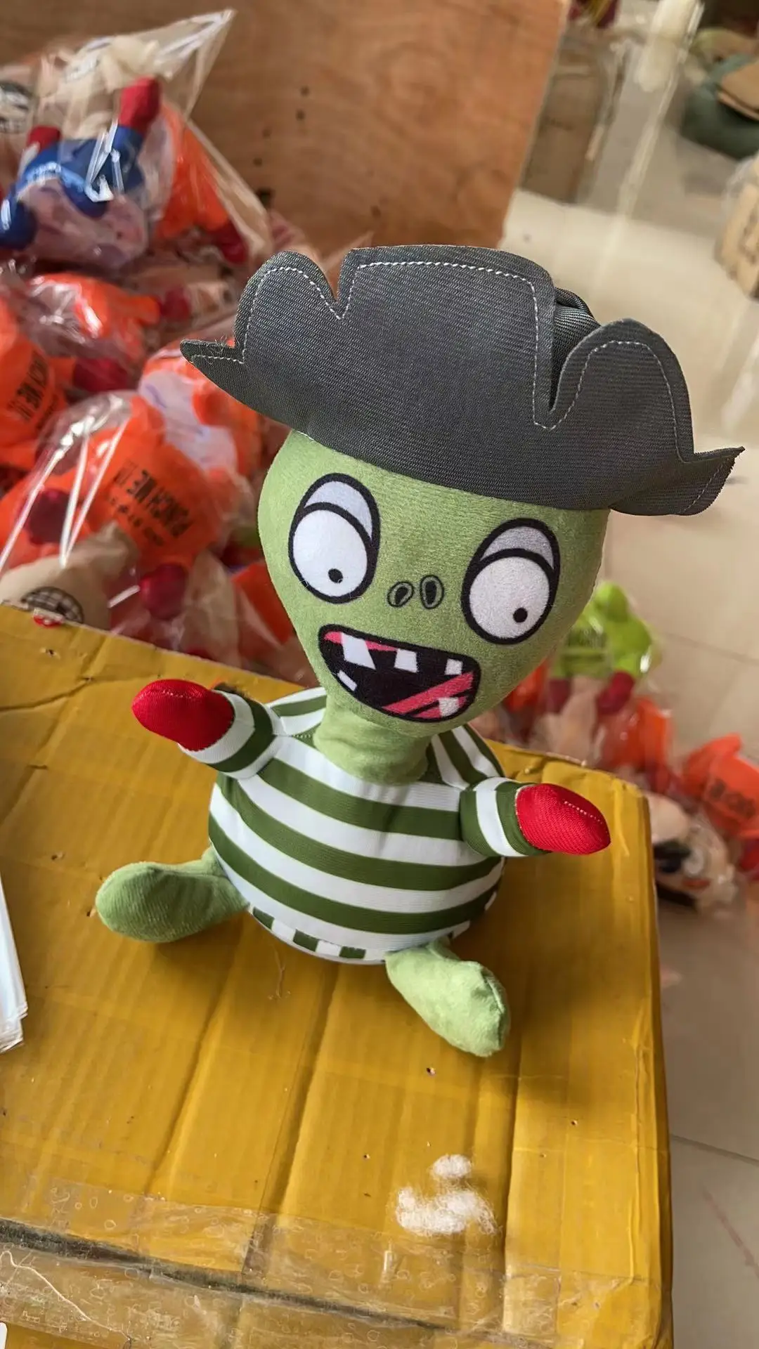 25cm Super Soft Punch Me Toy Stuffed Plush Electric Doll For Creative ...