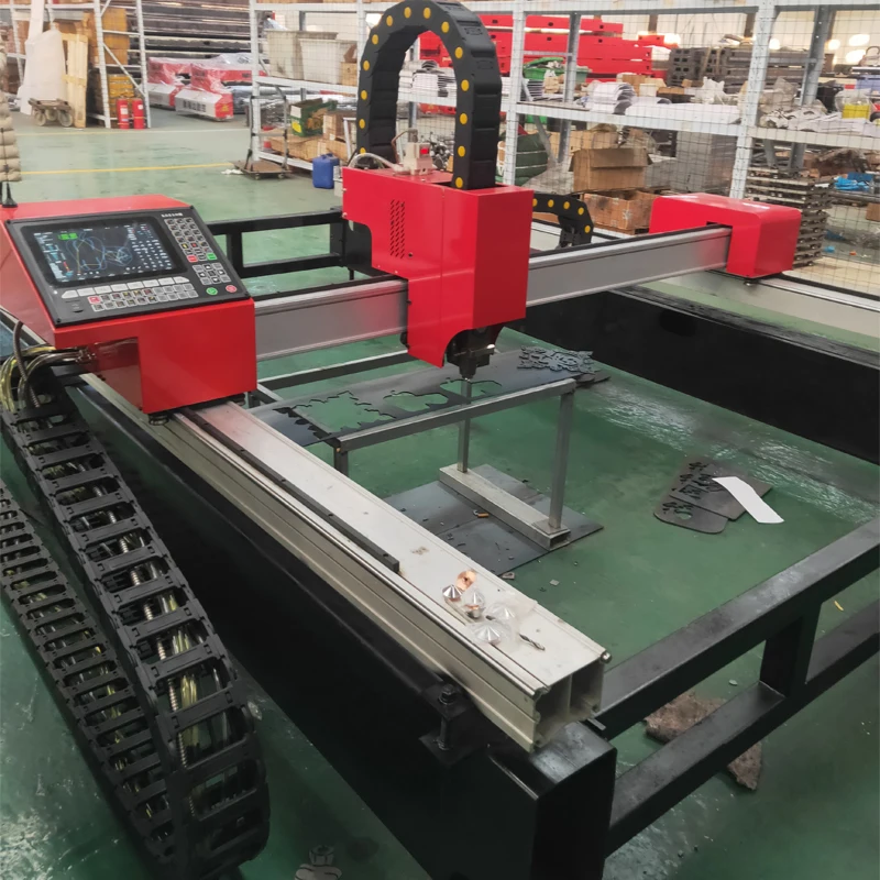 Mini CNC Raytools 1500W Fiber Laser Cutting Machine