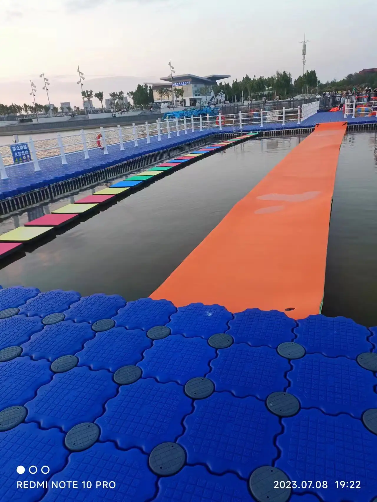 Single Layer HMWHDPE WATER Pontoon Portable Bridge| Alibaba.com