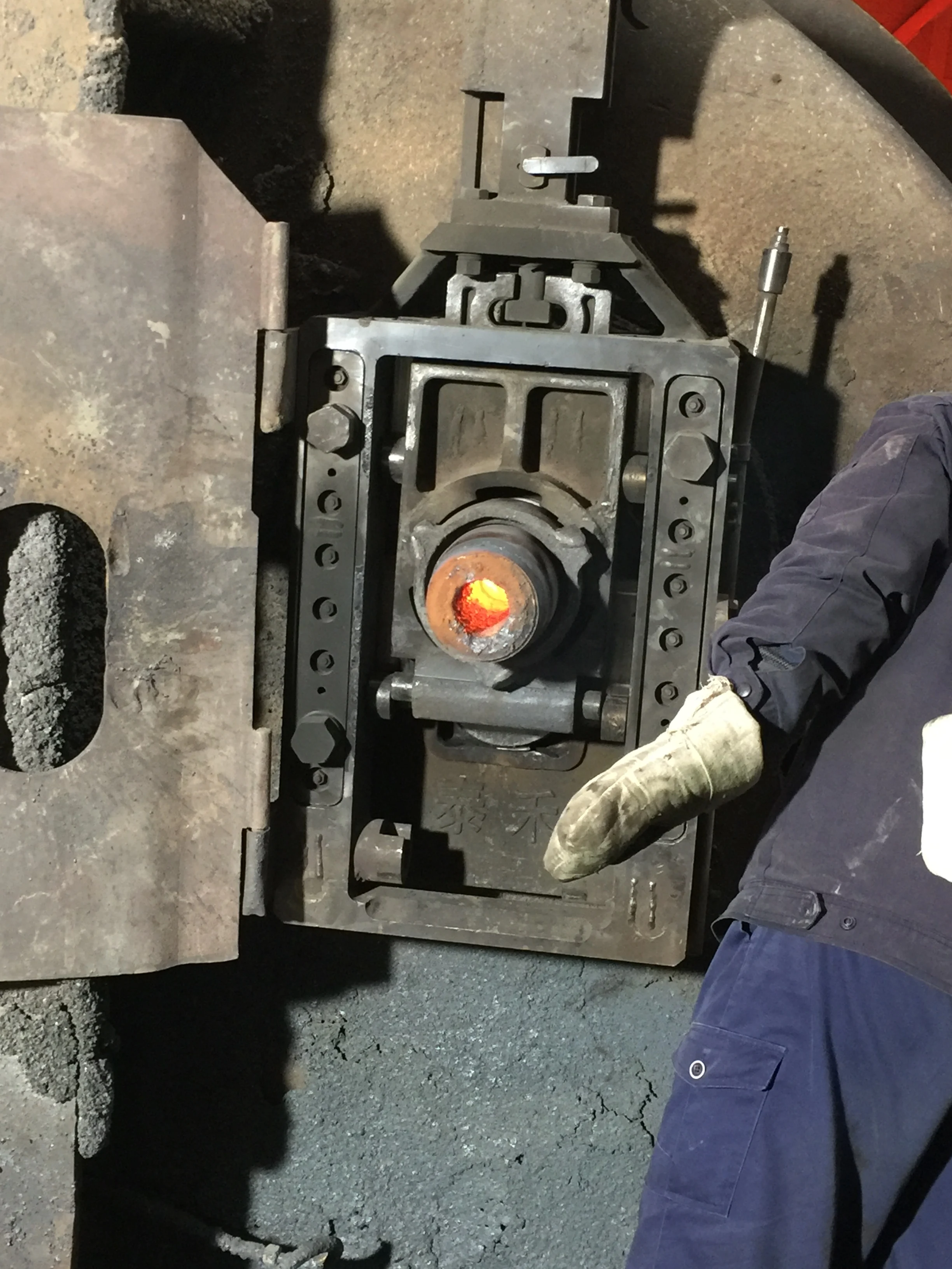 Ladle Slide Gate Mechanism For Flow Control In Steel Making - Buy Flow ...