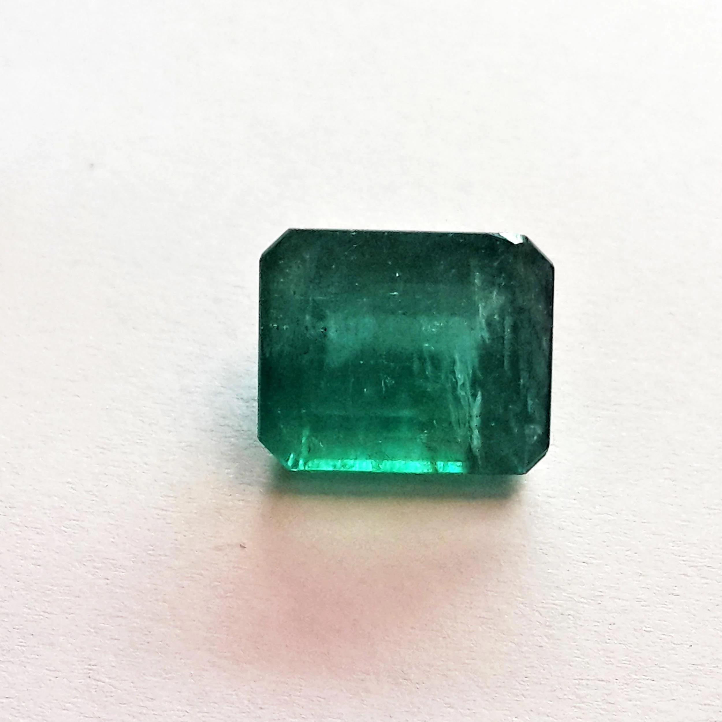 Jewelry & Beauty natural emerald cut with beautifull quality. Materials ...