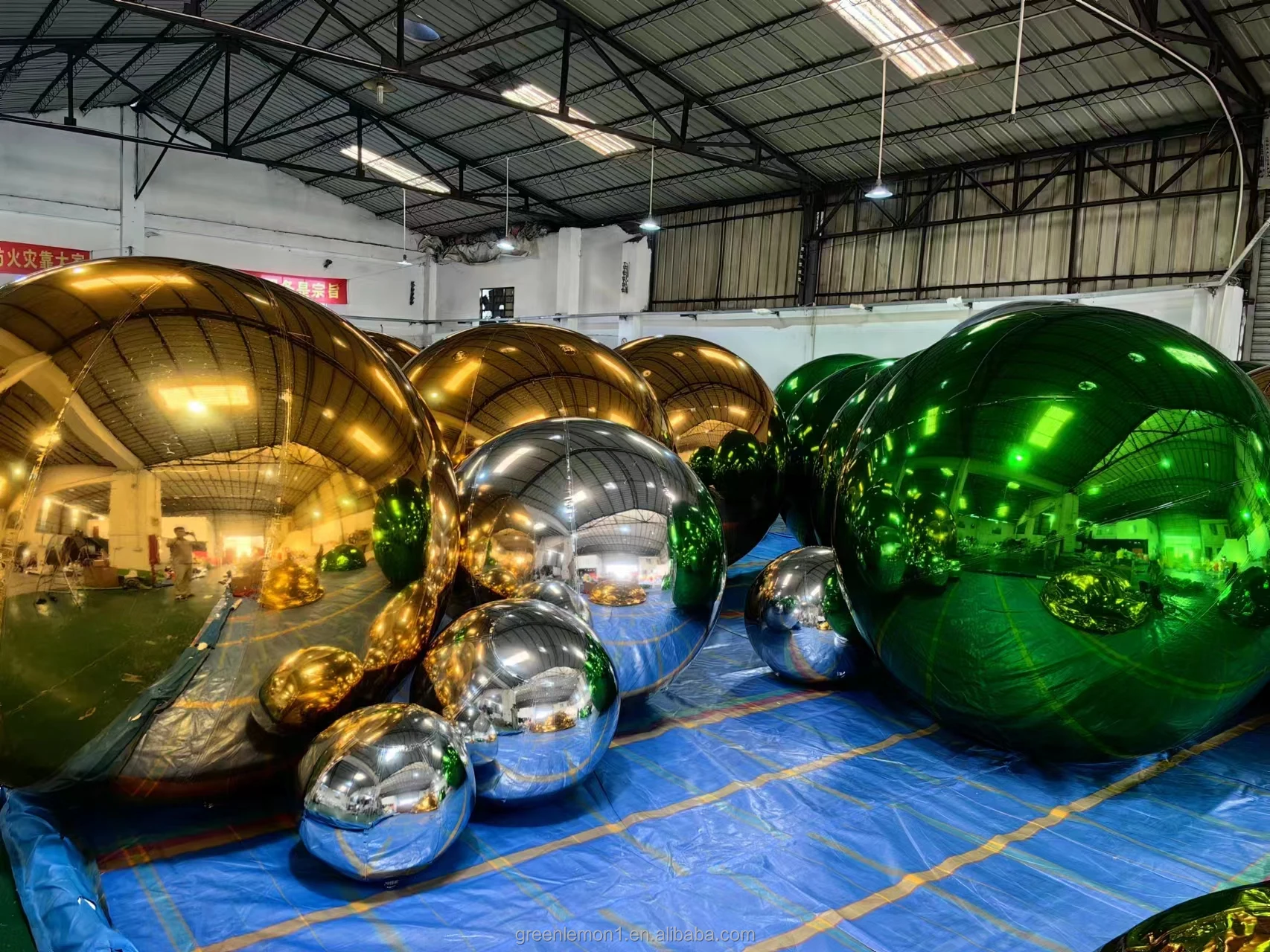 Giant Iridescent Shiny Floating Sphere Balloon Disc Inflatable Mirror ...