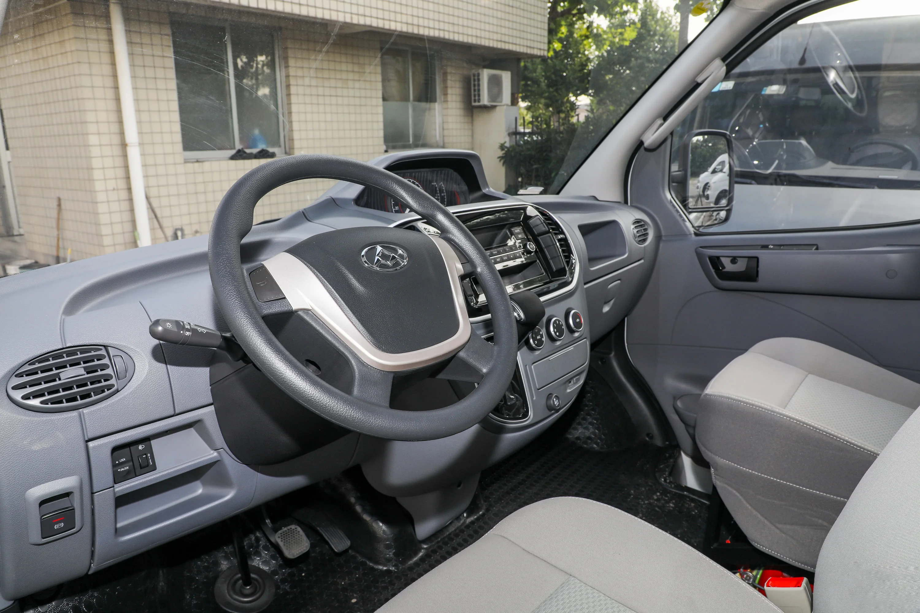 2022 Best Selling Ev Van Maxus Ev80 Adult High Speed New Energy Vehicle ...