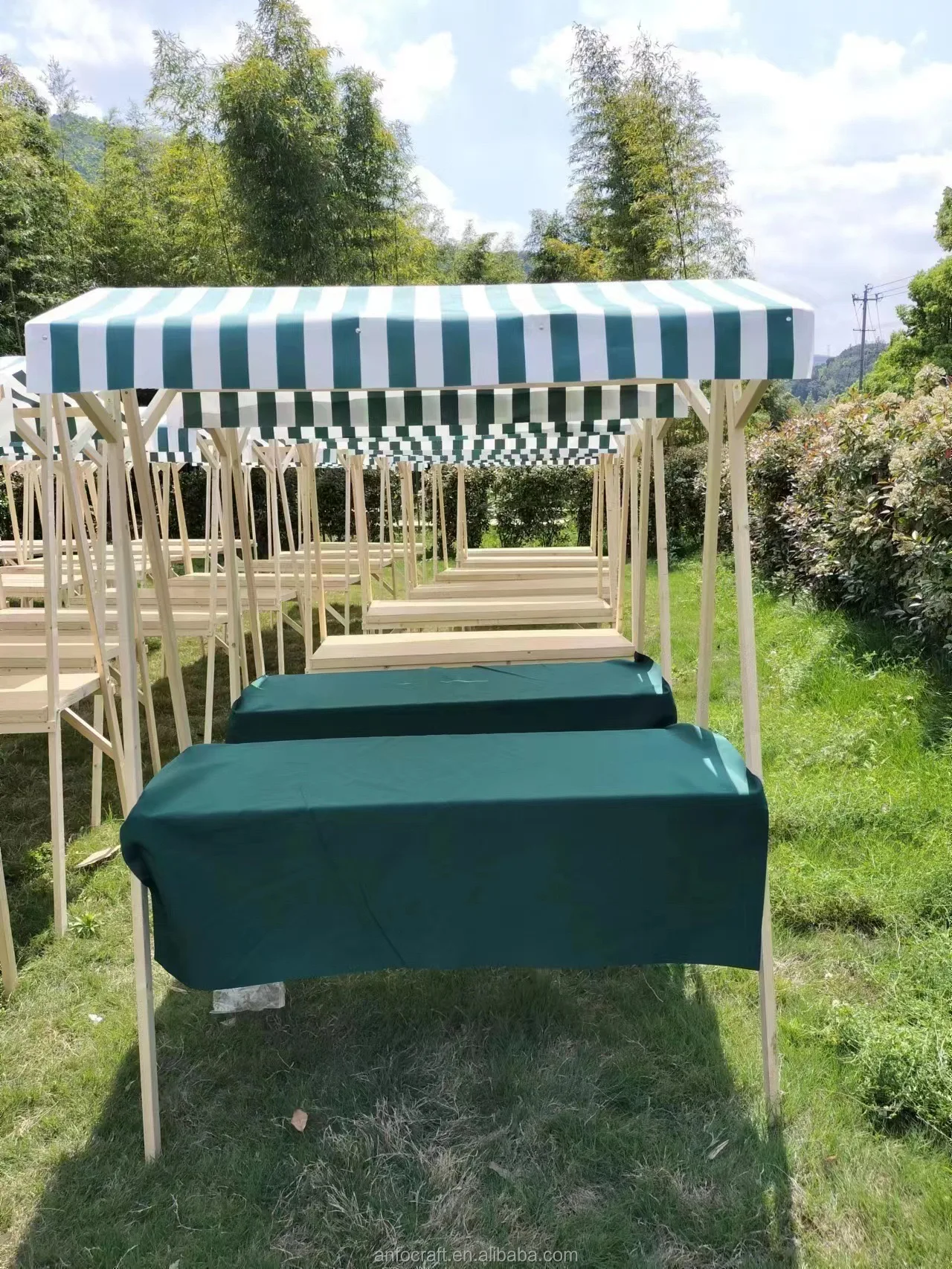 Portable Wooden Market Stall Display Stands for Outdoor Retail