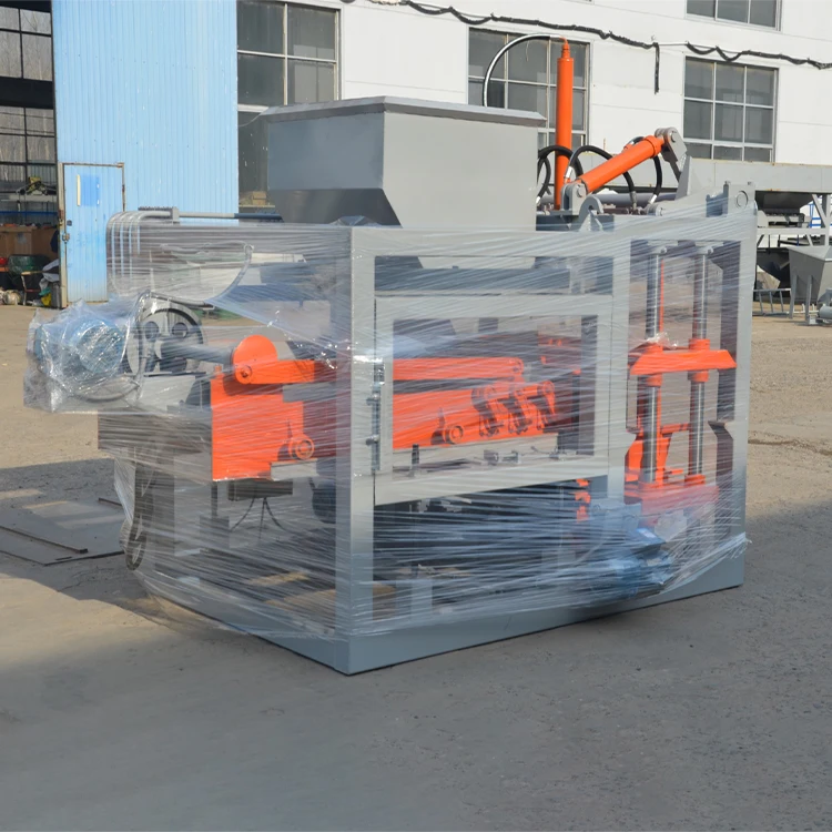 QT4-15 Concrete Block Machine - Efficient & Versatile