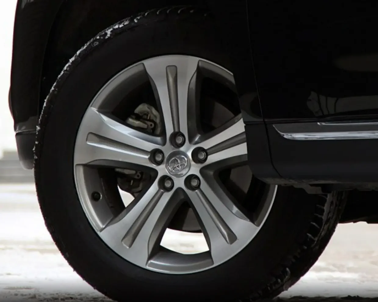 In Stock Toyota Highlander 2016 2017 2022 2.0t 7-seater Car High Quality Fuel For Sale - Buy ...