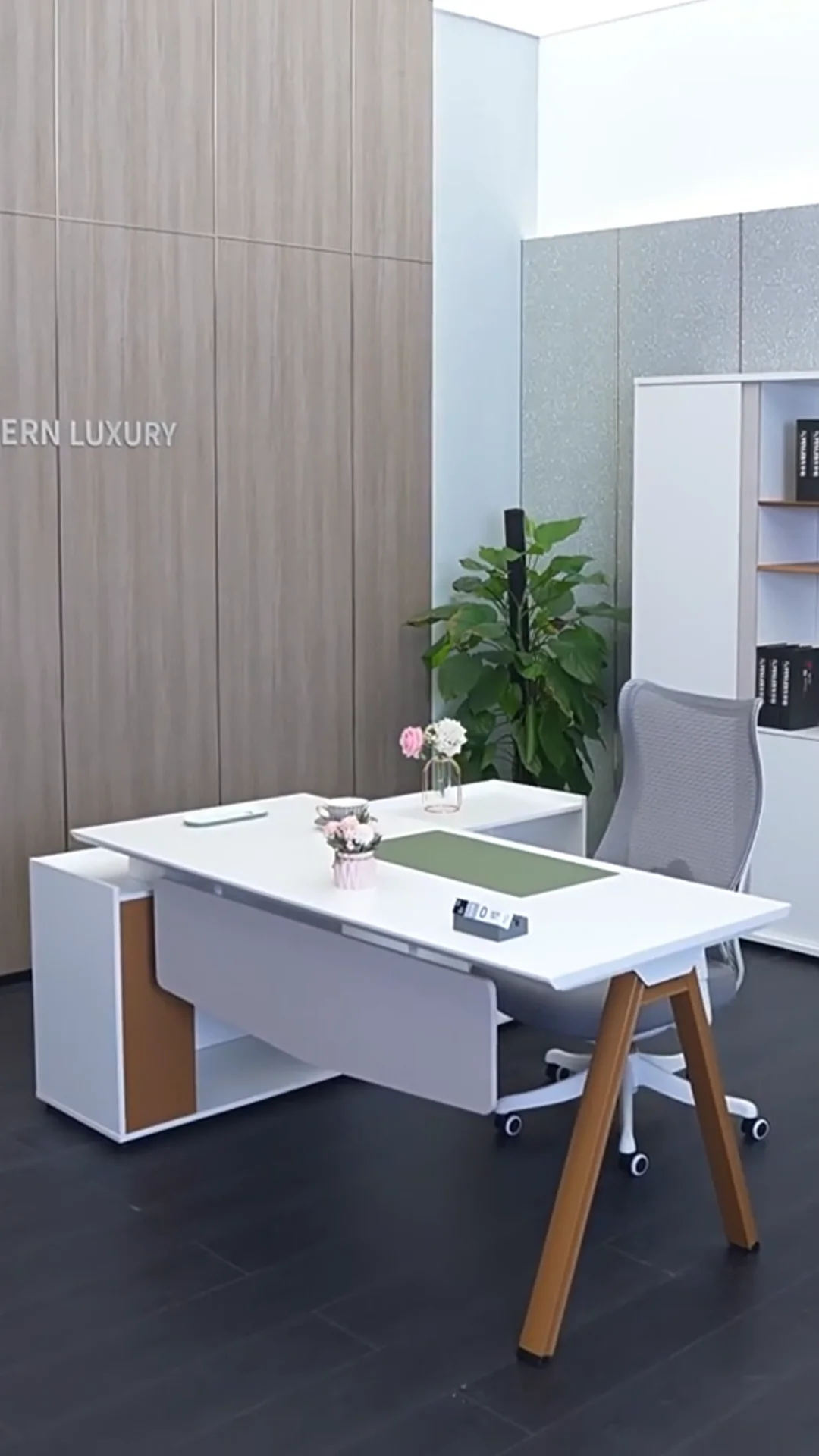 Modern Customizable Office Boss Table I Shape E1 Mdf Ceo Executive ...