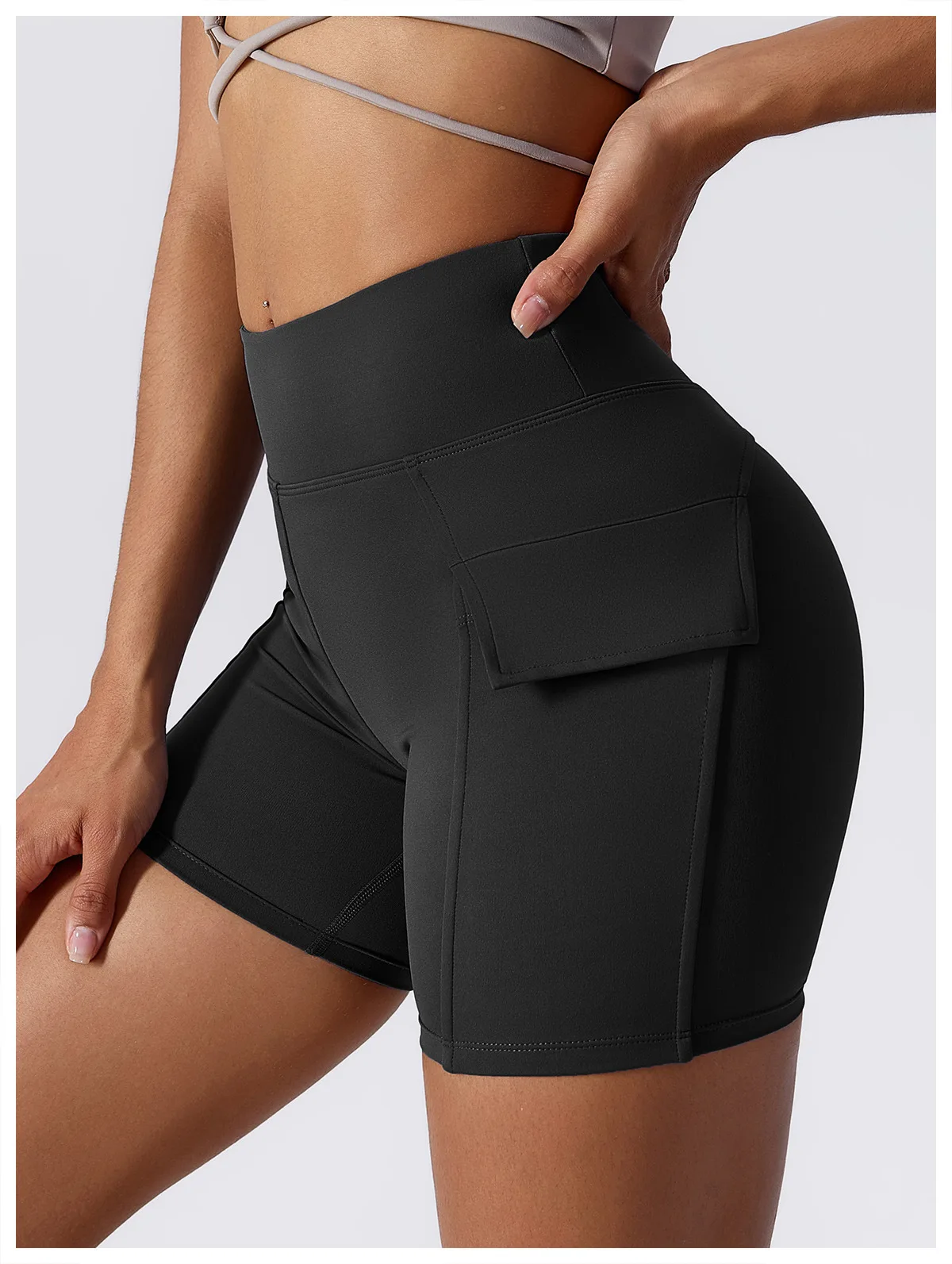 Custom Summer Naked Yoga Shorts Cargo Pocket Casual Tight Shorts Hip Lift Fitness Yoga Shorts