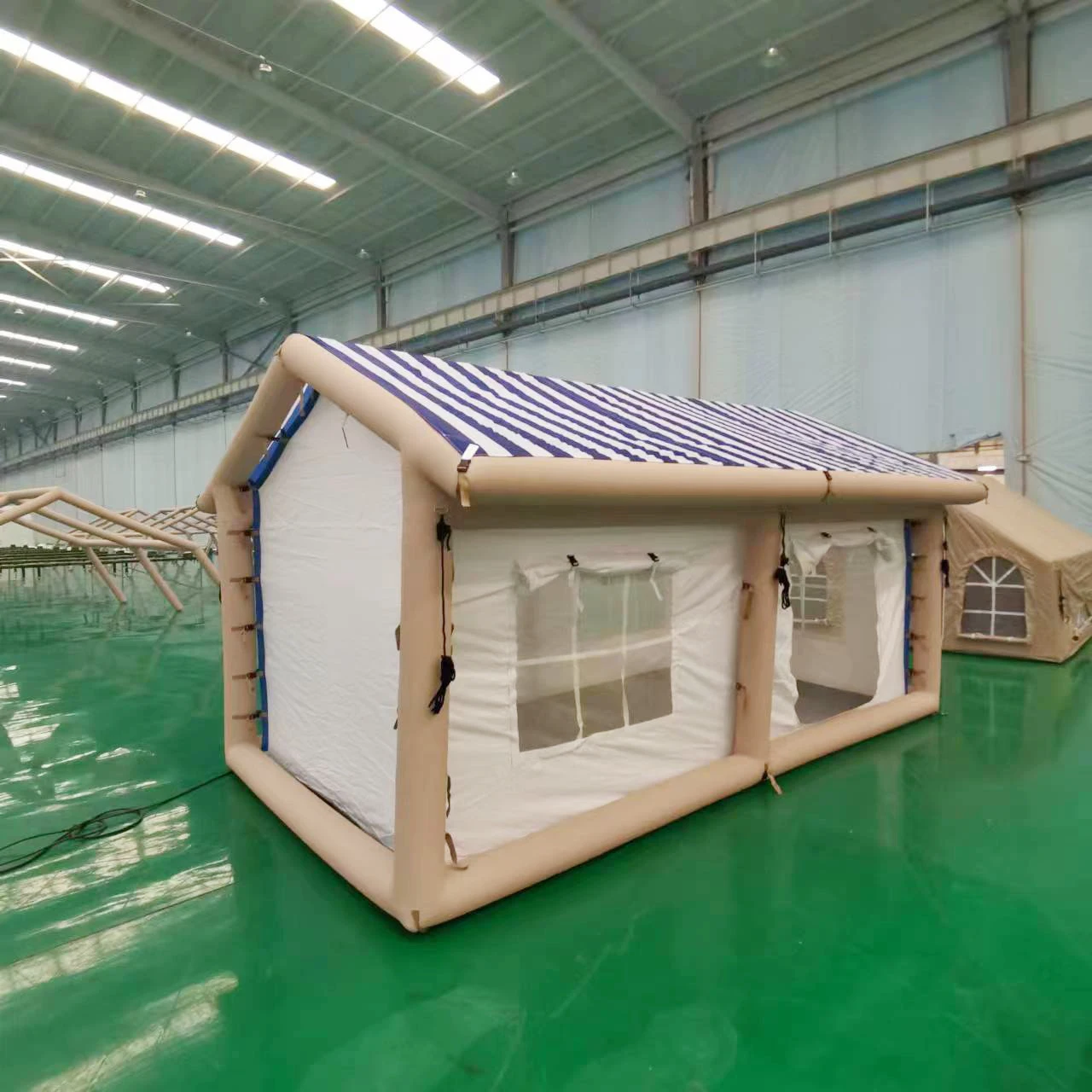 Ds Custom Multi Persons Large Luxury Waterproof Inflatable House Air ...