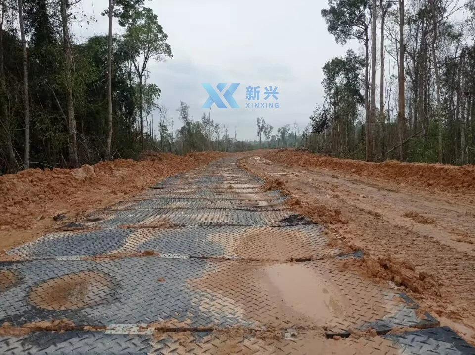 Overlapping Flange Solid Interlocking Ground Protection Mats Heavy Duty ...