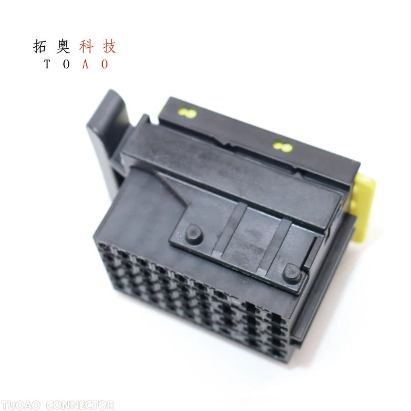 The Car Connector Ecu Computer Board Plug Features A 48-pin And 52-pin ...