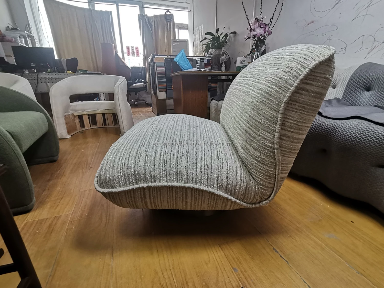 Contemporary Boucle Black Metal Round Base Rotating Single Chair Swivel ...