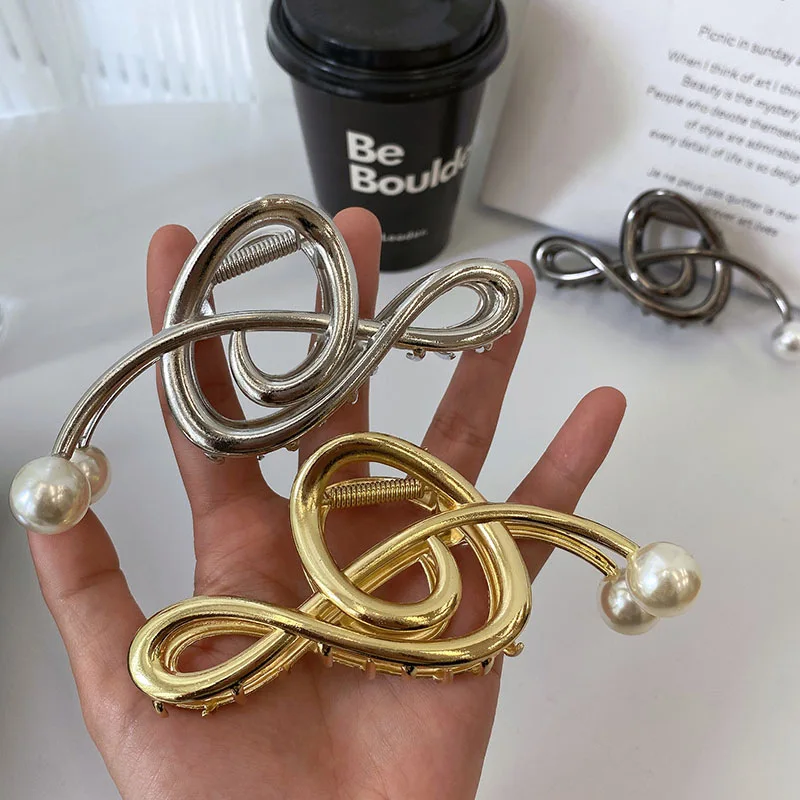 Korean Pearl Musical Note Hair Claw Clips Women Simple Alloy Hair Shark ...