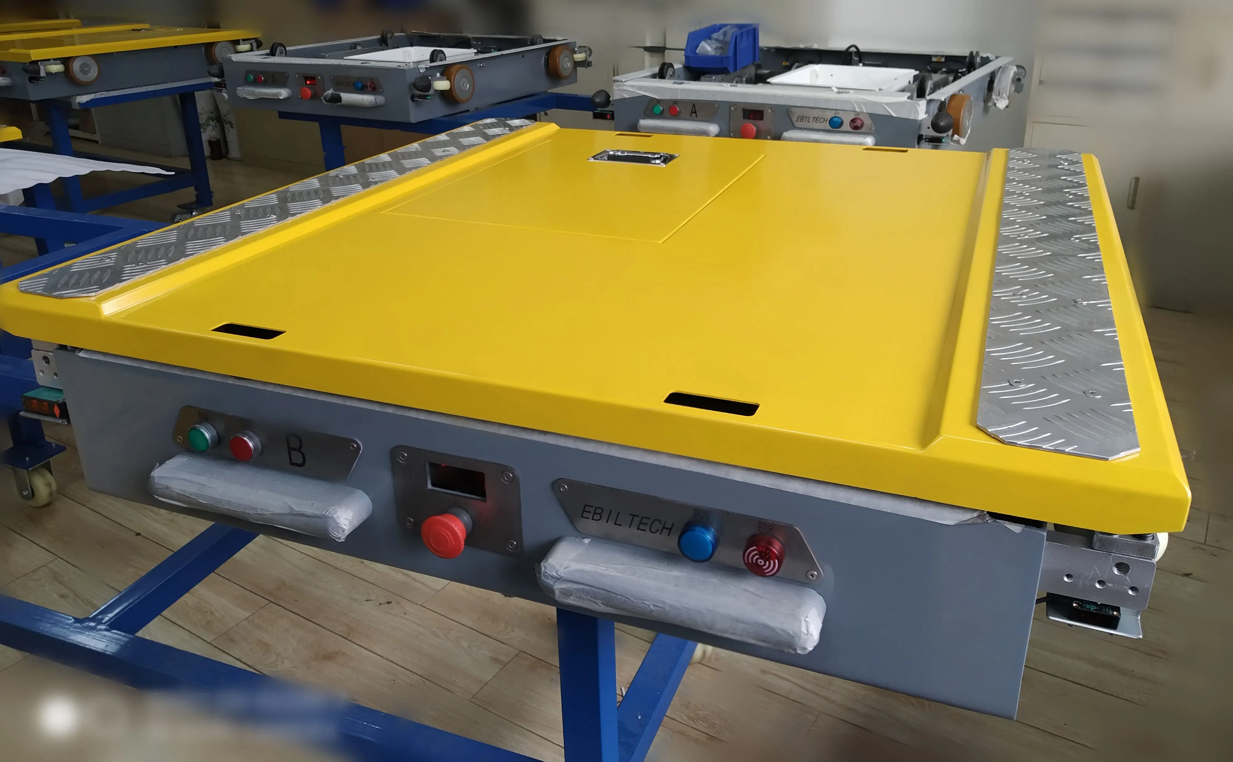 Warehouse Pallet Handling Robots Pallet Shuttle Cart for Cold Storage ...