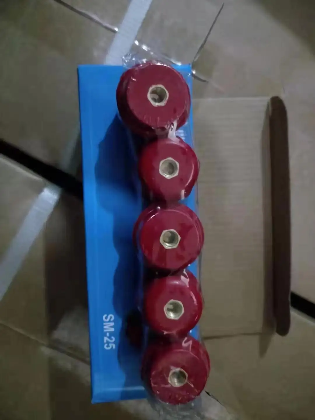 Electrical Porcelain Busbar Standoff Insulator DMC/SMC