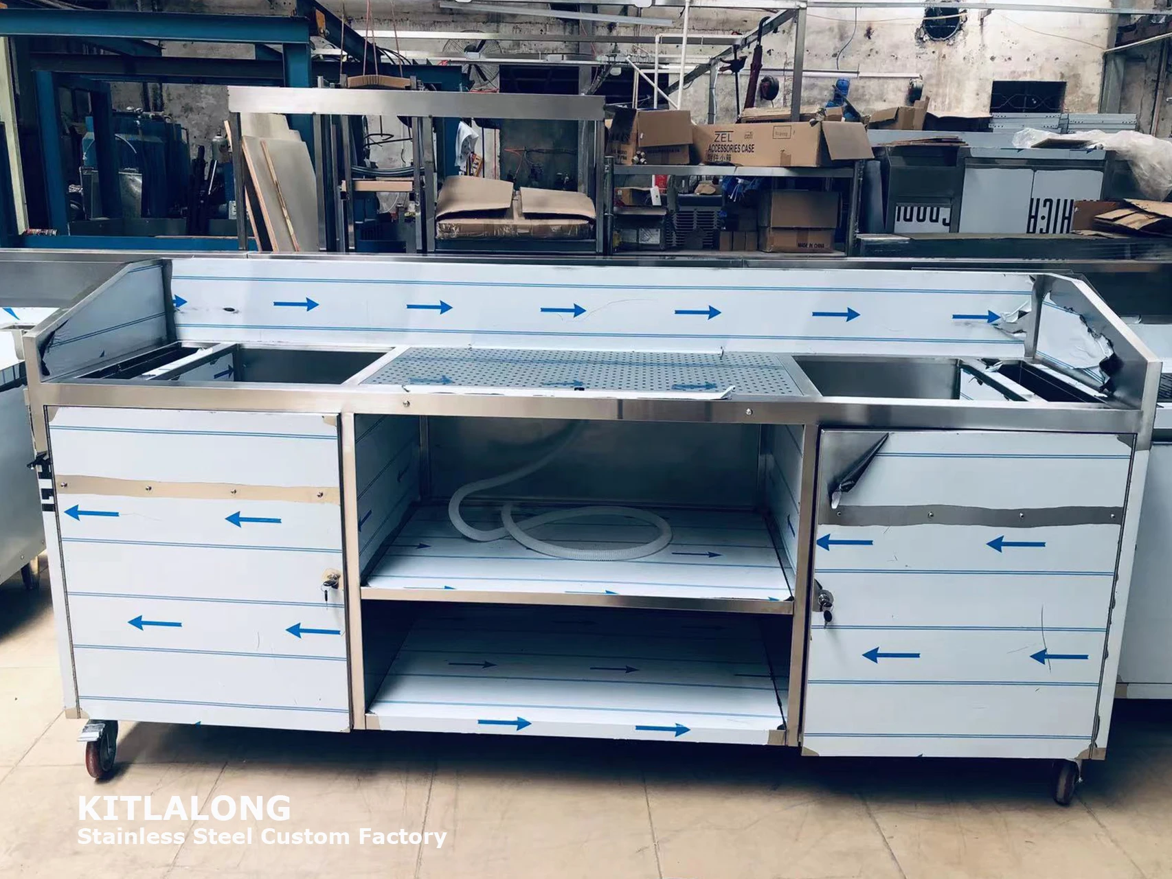 Custom Outdoor Use Cocktail Bar Mobile Bartender Ice Bin