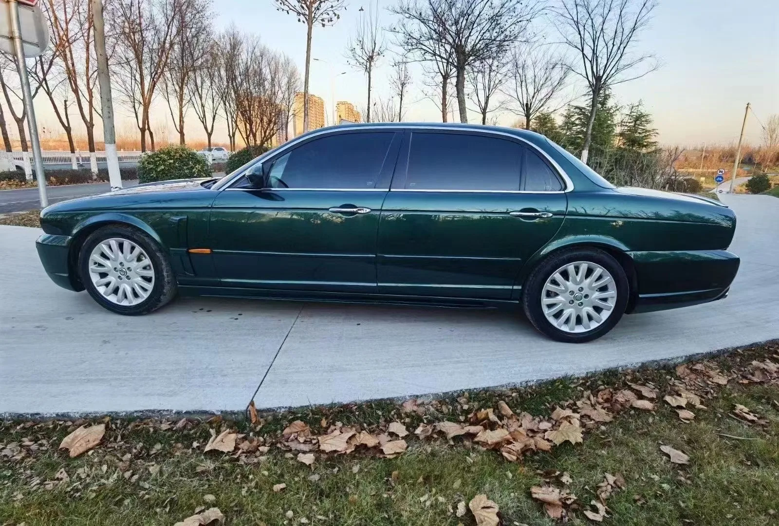 Jaguar XJ8 XJ6 Body Kit - Wald-Style Front & Rear Bumpers