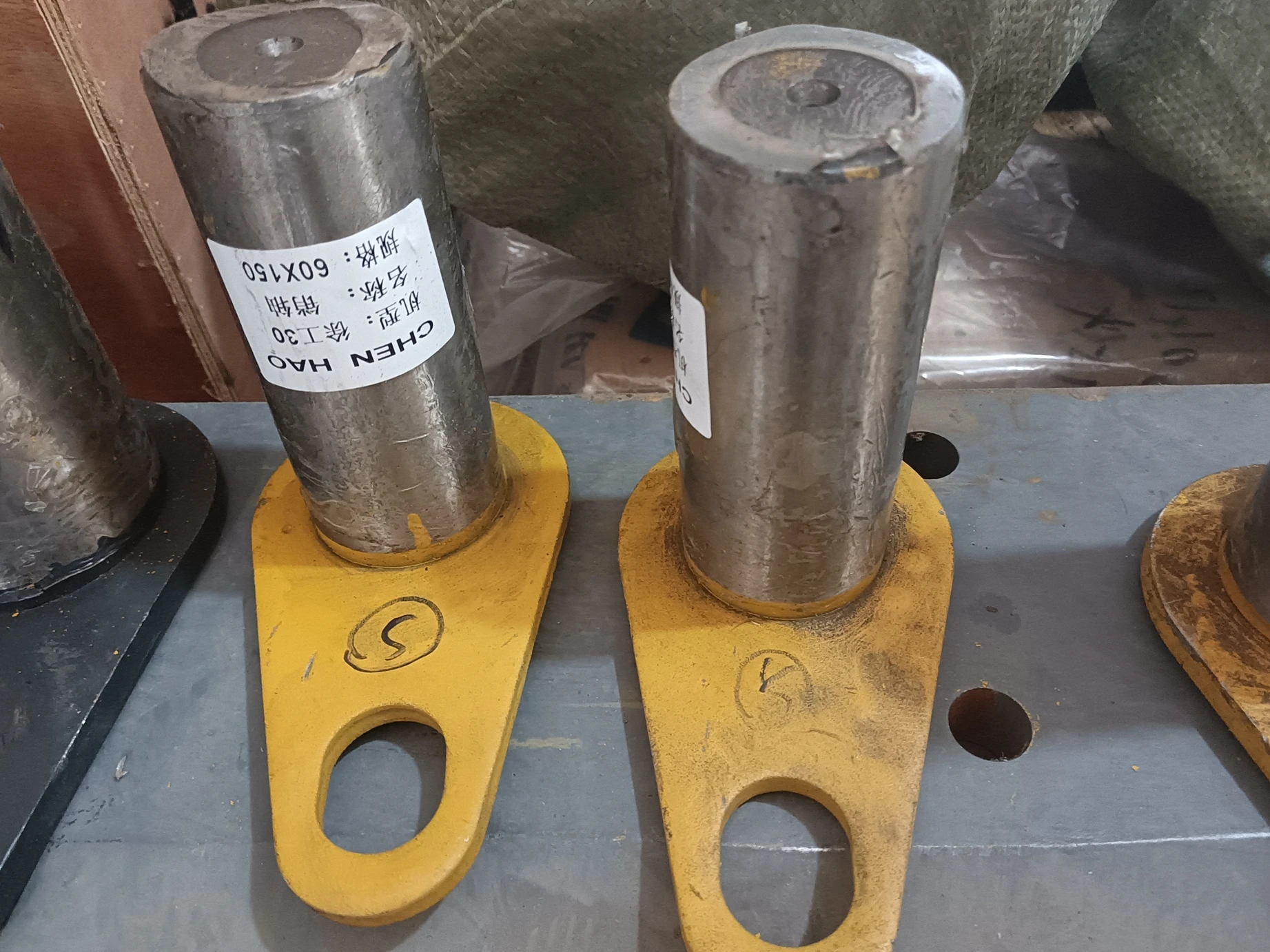 XCMG Construction Spare Parts New Boom Shaft Pins Pump Gear for ...