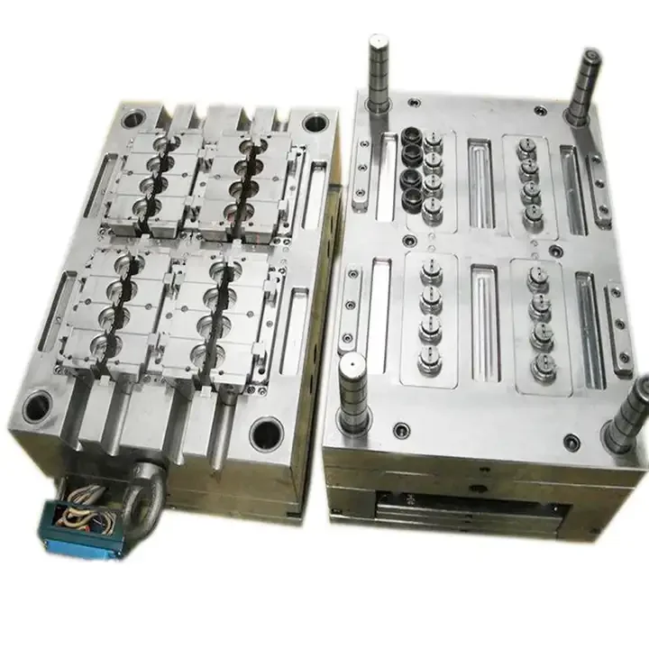 Custom Plastic Molds Manufacturer Injection Molding Service Maker ...