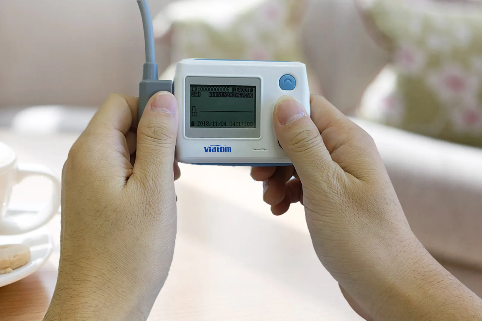 Viatom Th12 12-Channel Holter ECG Monitor - Portable ECG Device with AI ...