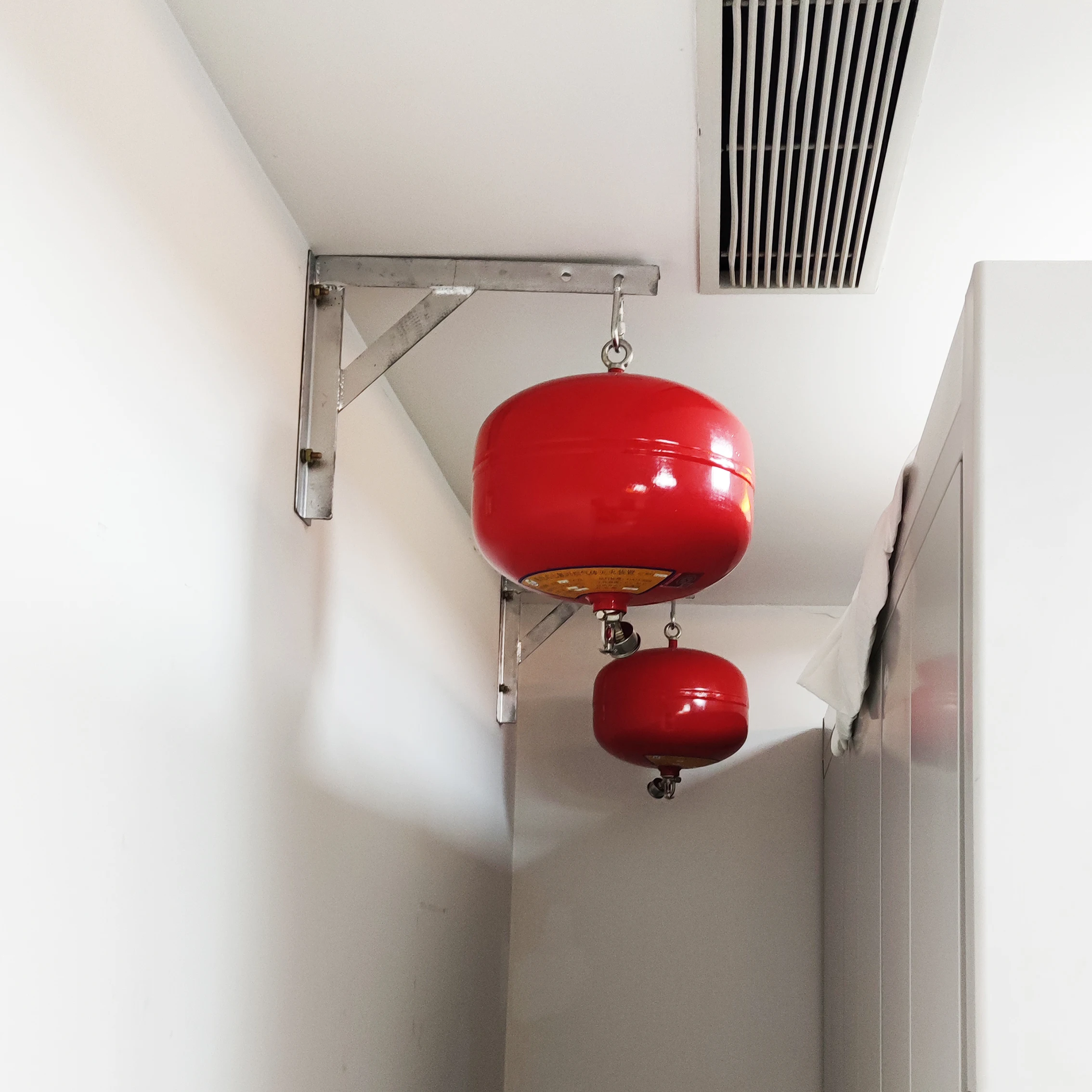 FM200 Fire Suppression System - Efficient & Environmentally Friendly