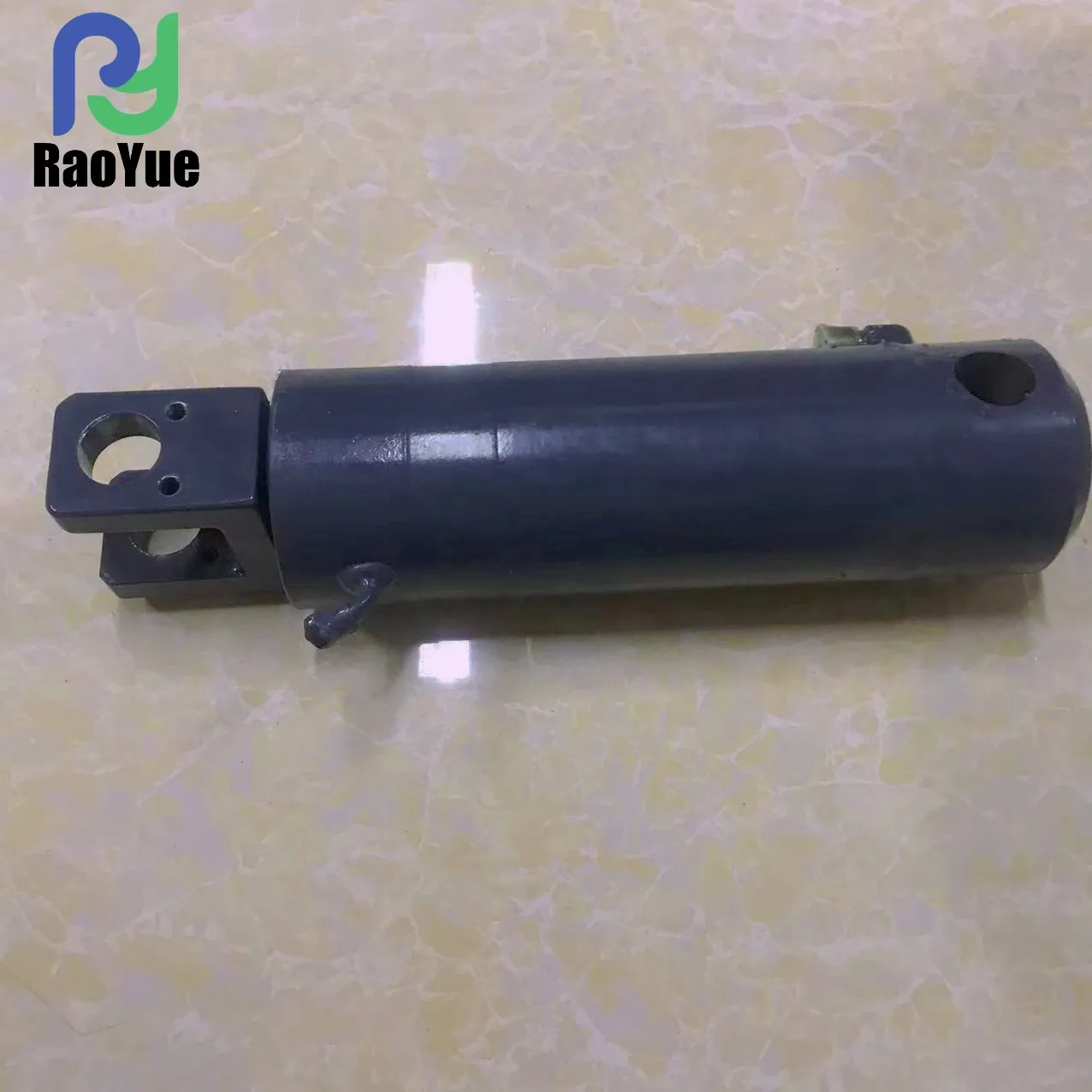 Kubota M9540 Tractor Parts - High-Quality CYLINDER 3C085-94610