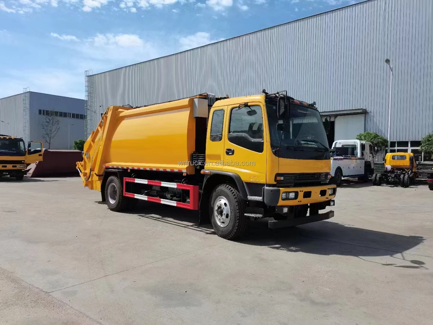 Diesel Fuel Truck Waste Garbage Collector Compactor 3m3 Refuse ...