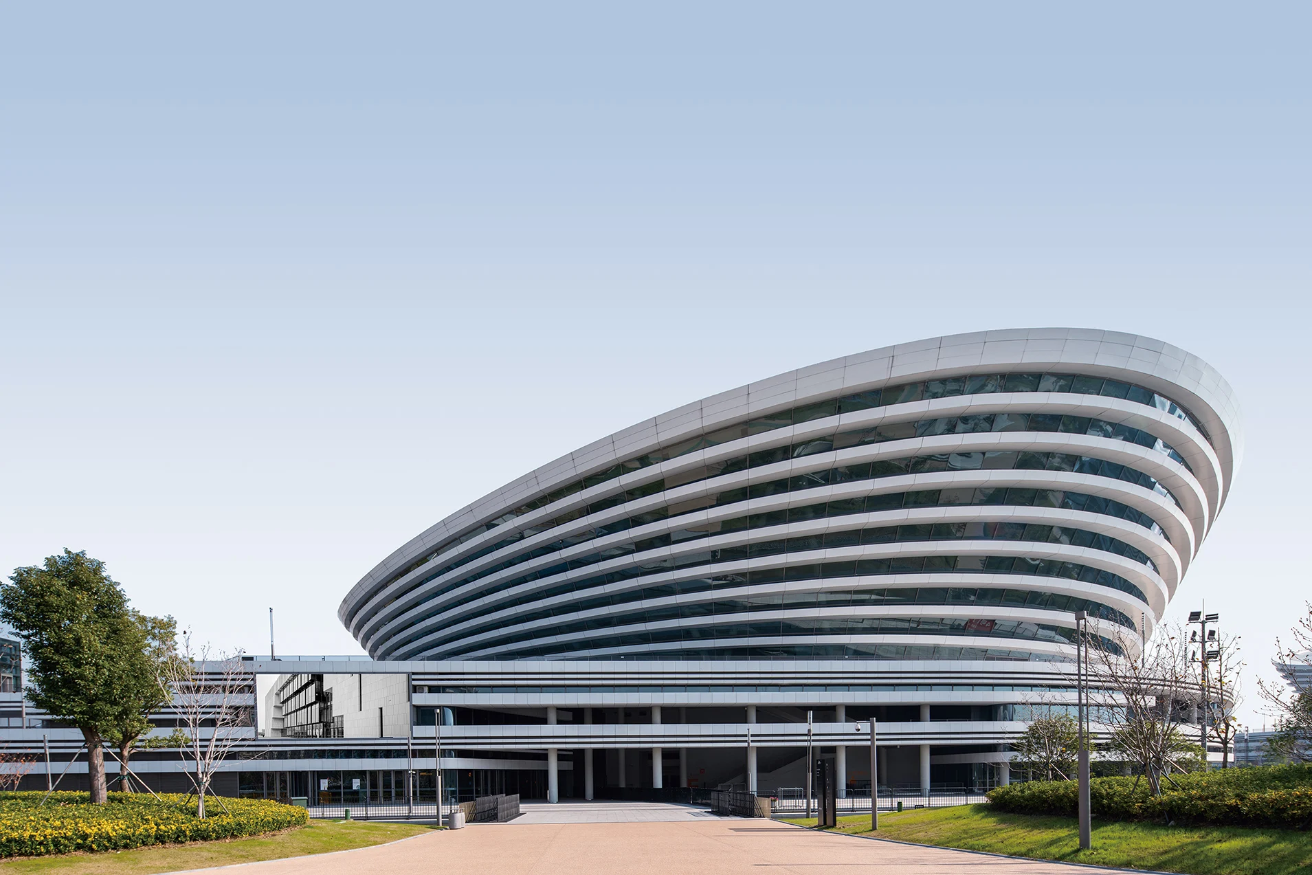 Stylish Design Dutable Modern Double Curved Hyperbolic Aluminum Veneer ...