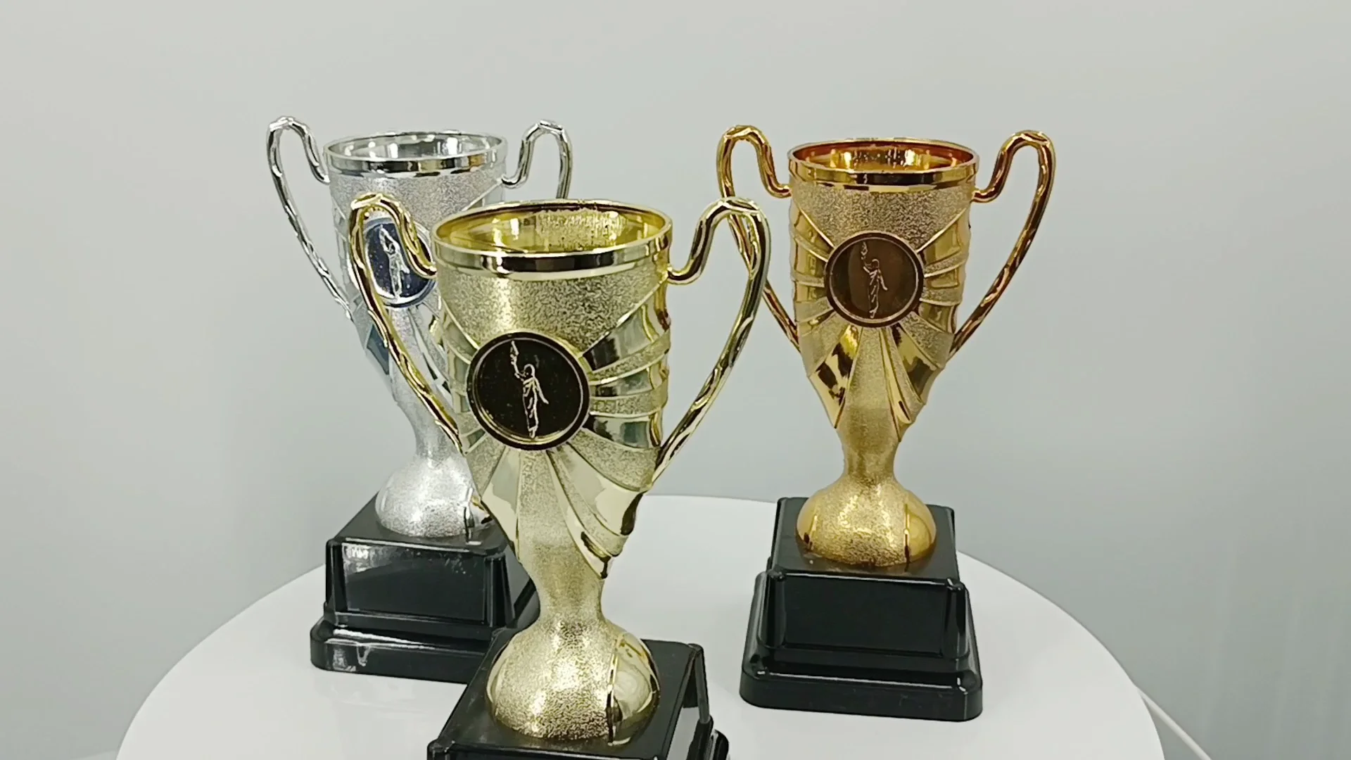 Mini Trofeo De Plástico Con Base Para Niños,Gran Oferta - Buy Mini ...