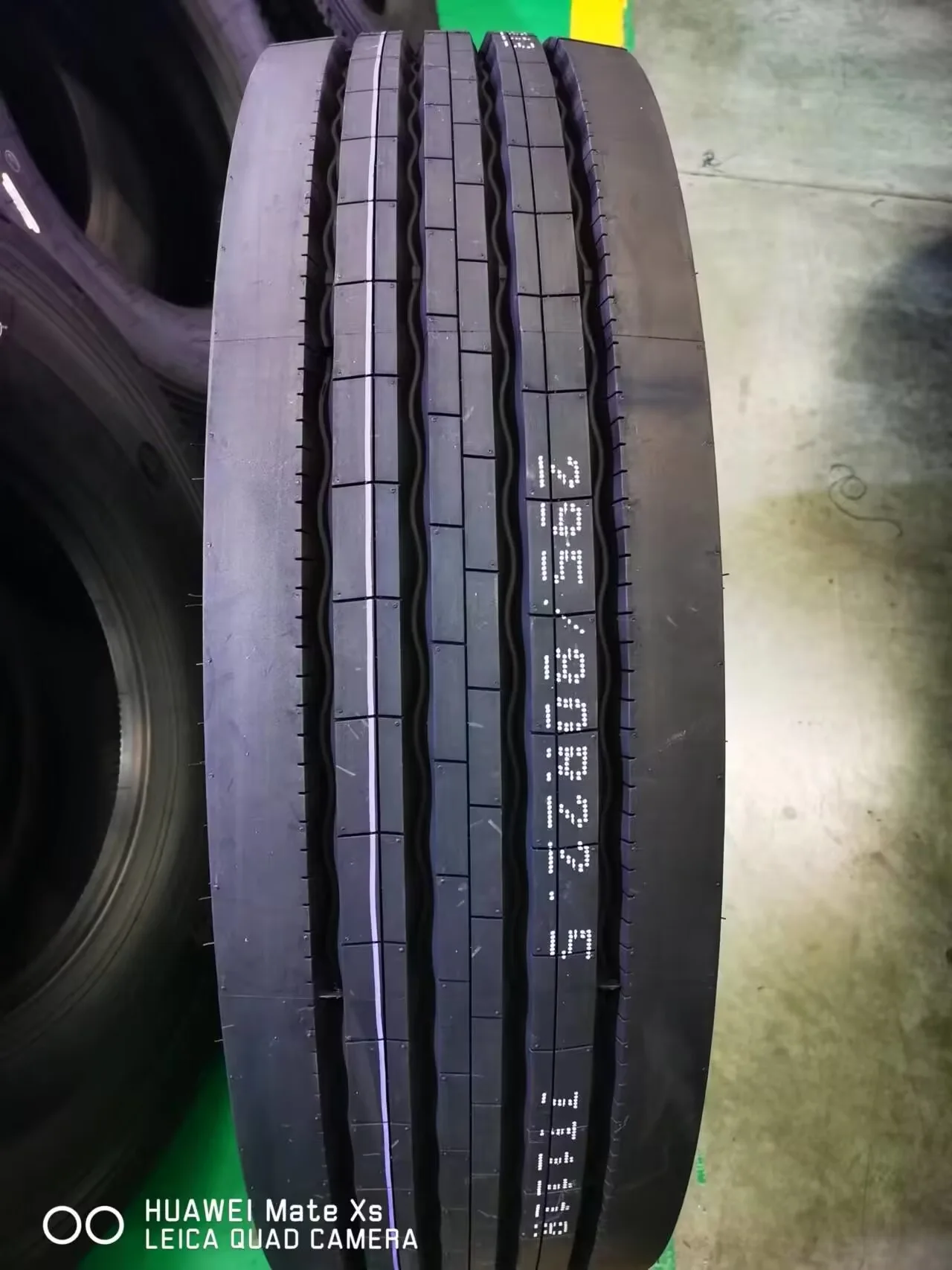 13R22.5 315/80R22.5 385/65R22.5 CHINA RADIAL NEUMÁTICOS DE CAMIÓN Y AUTOBÚS MAXWIND TOPRUNNER ...