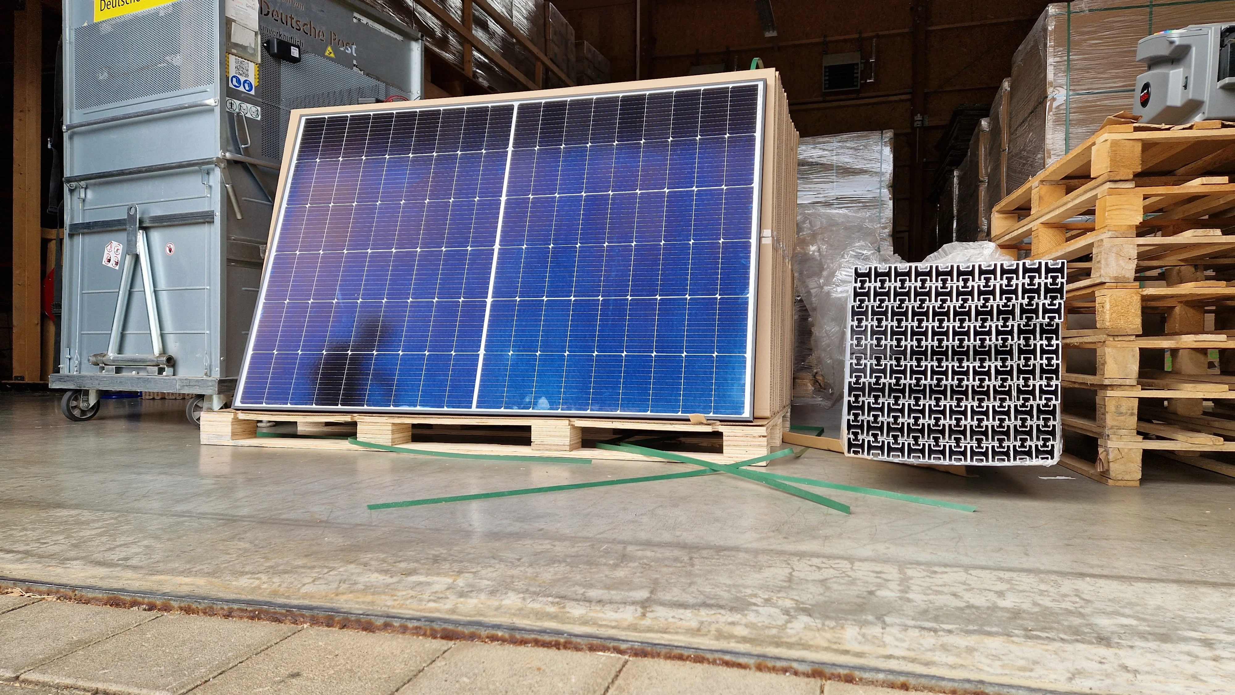 Home Use Half Cell Monofacial Monocrystalline Module Topcon Solar Panel ...