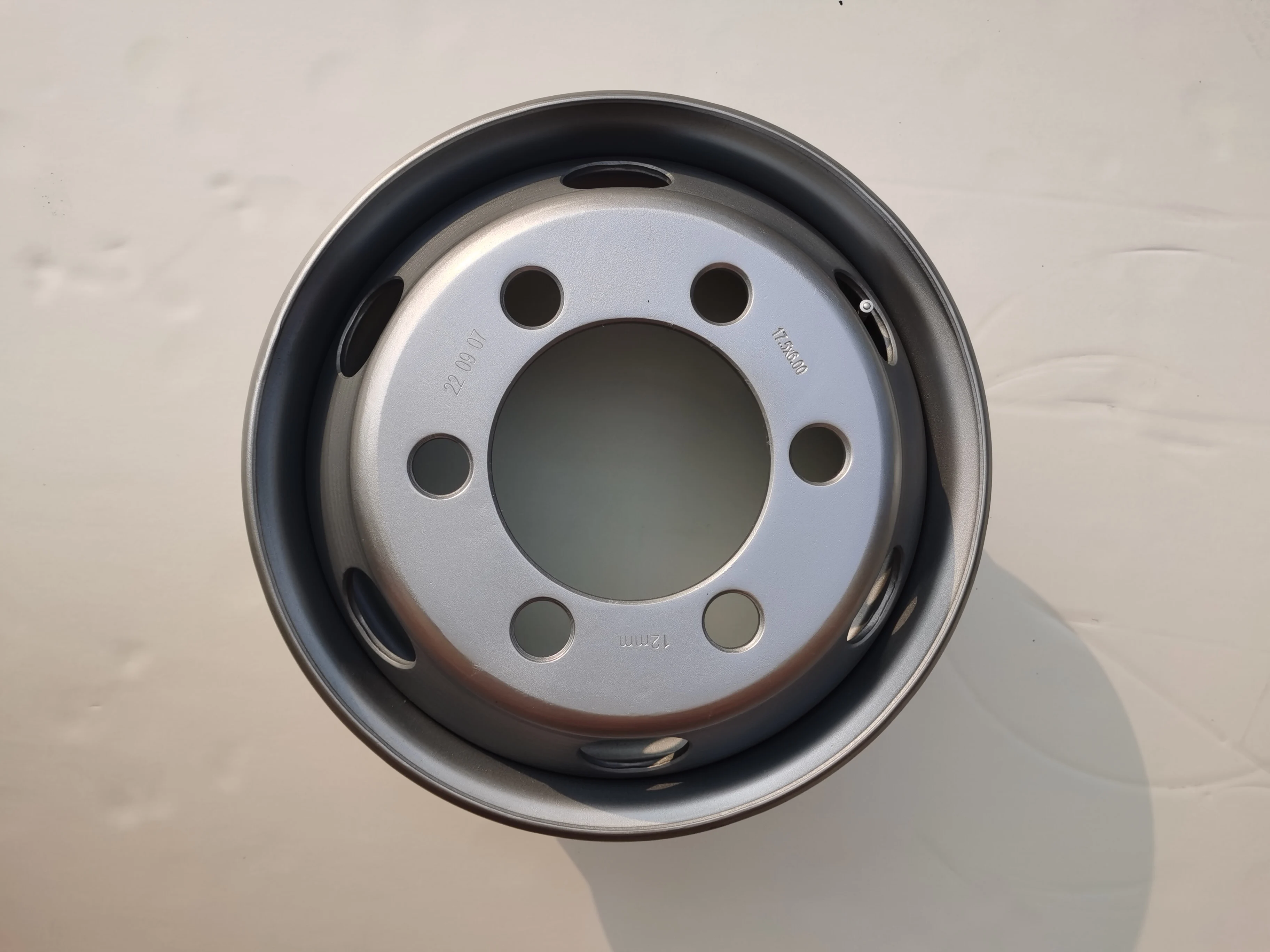 Truck Steel Wheel Rims 17.5x6.75 With Good Quality And Best Price - Buy Truck Steel Wheel Rims ...