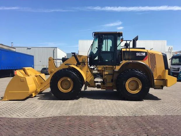Great Engine Articulated Wheel Loader 6 Ton Rate Load 962m With Good ...
