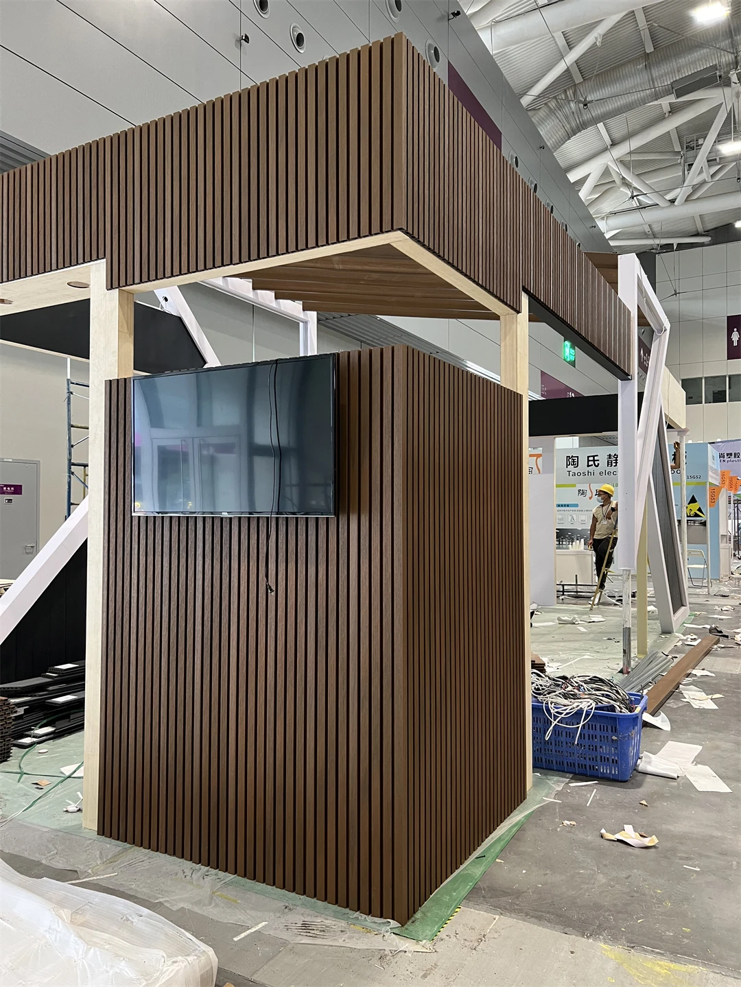 Corner Boards For Wpc Wall Cladding - Buy Wpc Wall Cladding,Wpc Wall ...